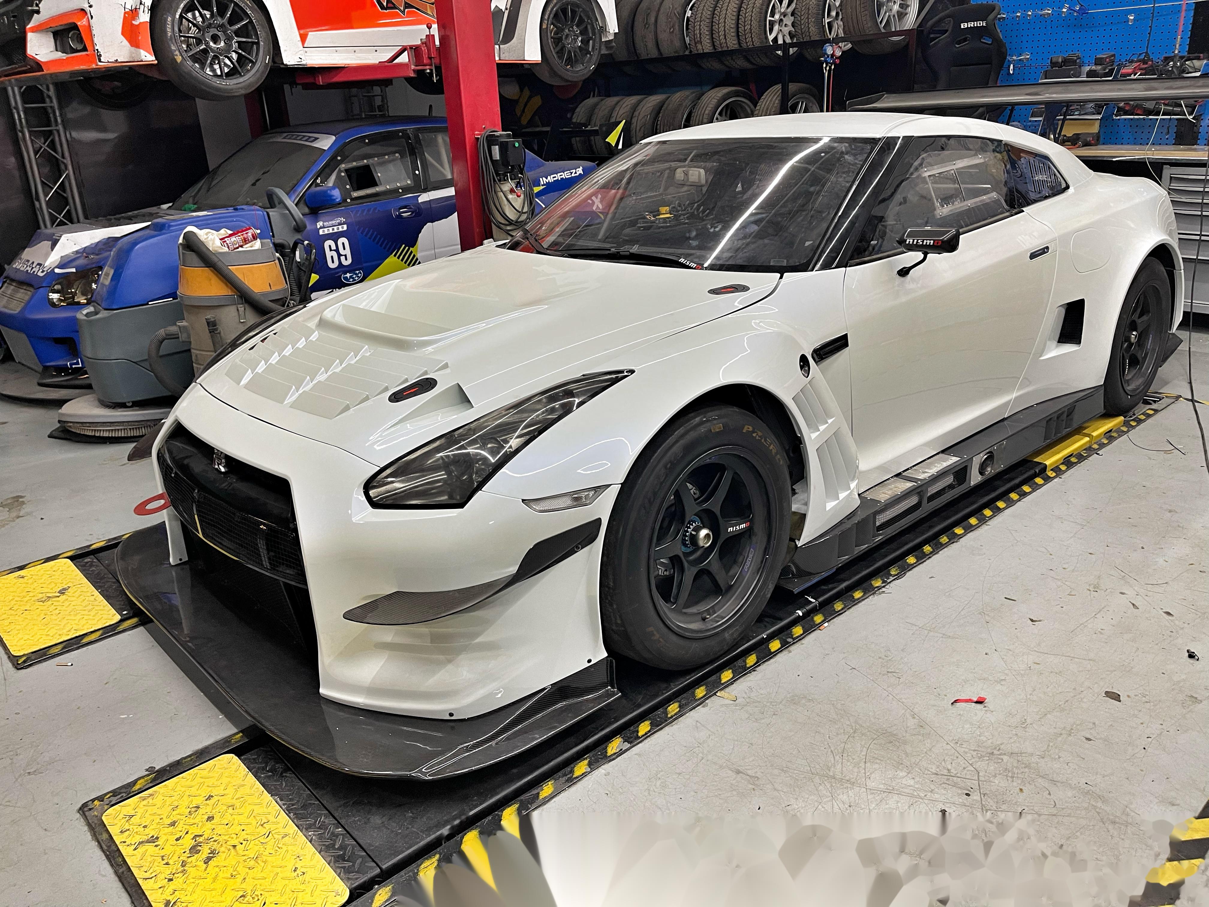 nismo GTR GT3 赛车大维护完毕，焕然一新，蓄势待发了。_undefined_易车社区