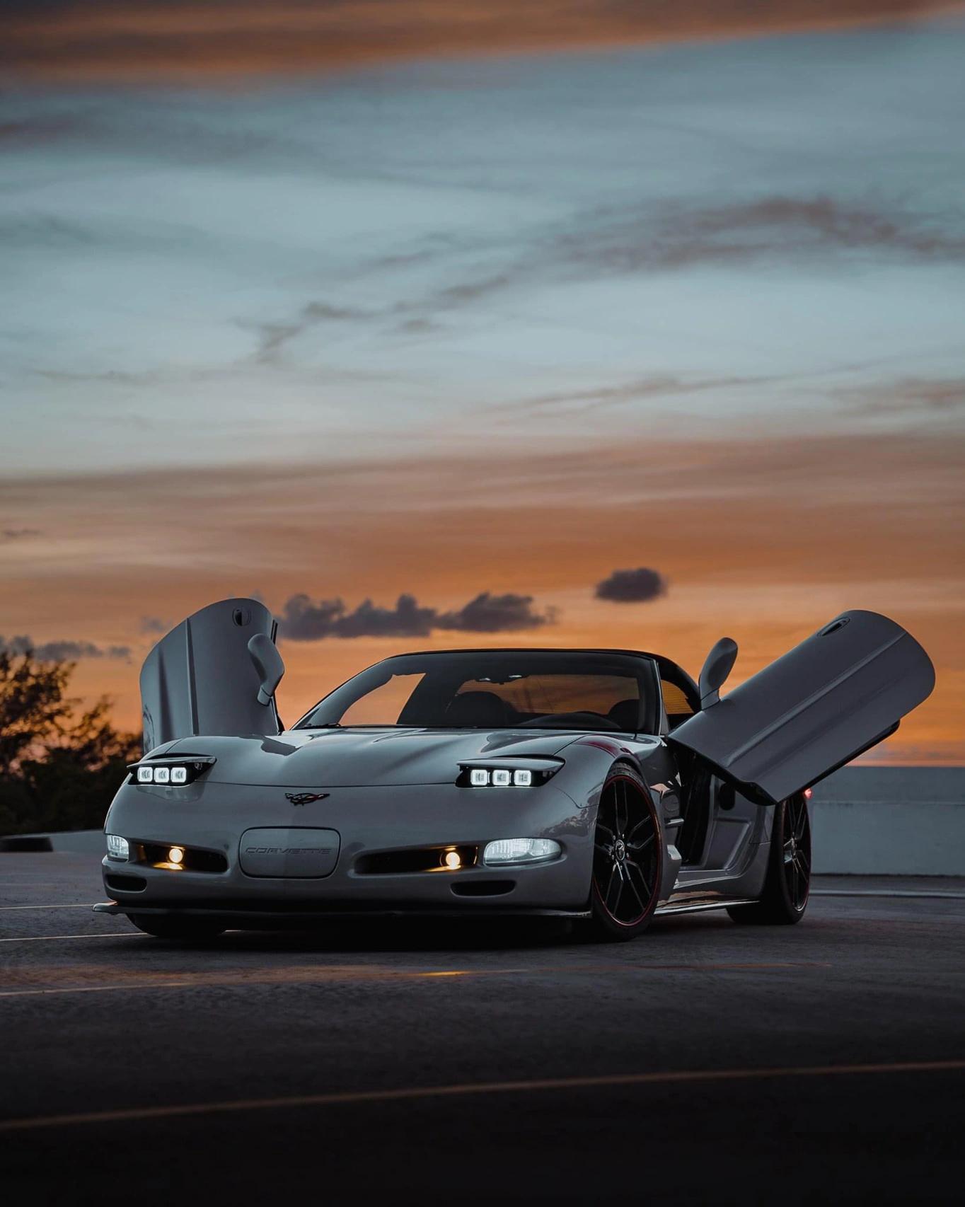 一组克尔维特C5#高转青年##我与汽车的日常#_有钱人的社区_易车社区