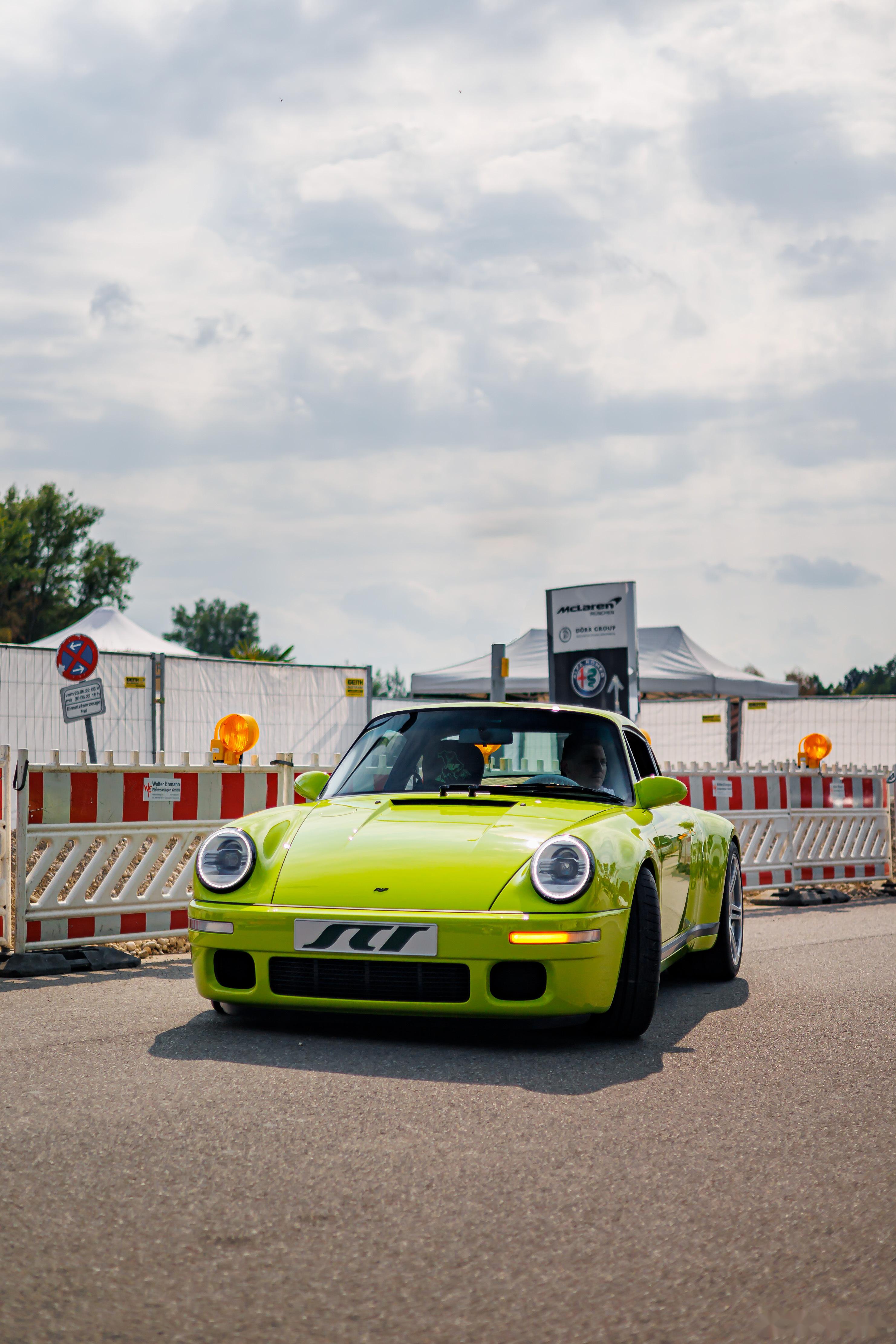今日高光时刻，Ruf SCR #德国汽车见闻##cars01豪车拍# 德国·慕尼_有钱人的社区_易车社区