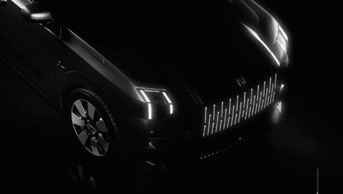 两张极氪009的预告图，其中门把手和中网那块有点劳斯的感觉，好家伙，这车出来之后_ZEEKR 009社区_易车社区