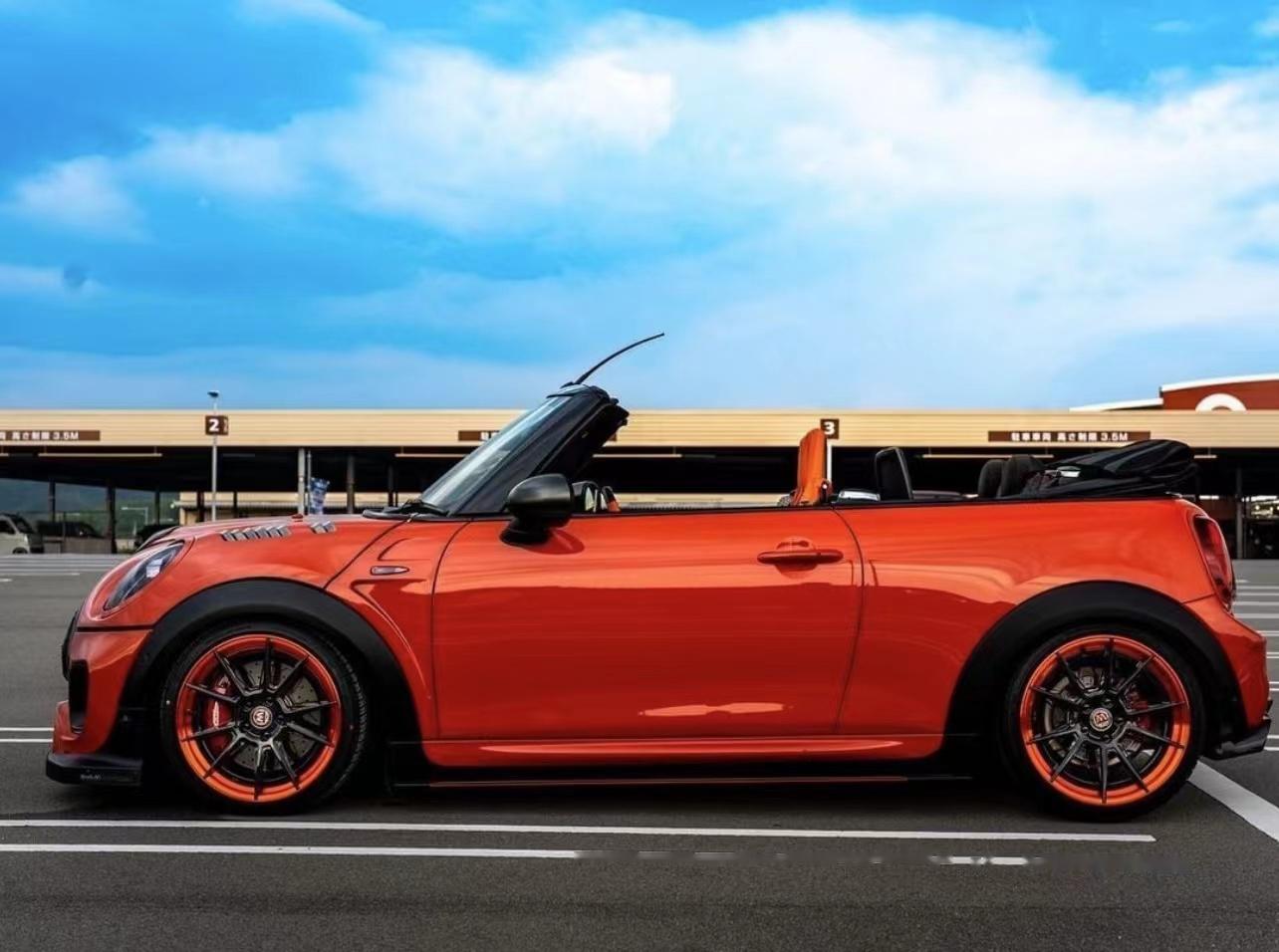 MINI F57 JCW DuelLAG满装案例 套件造型与F56虽并无二致 但_undefined_易车社区
