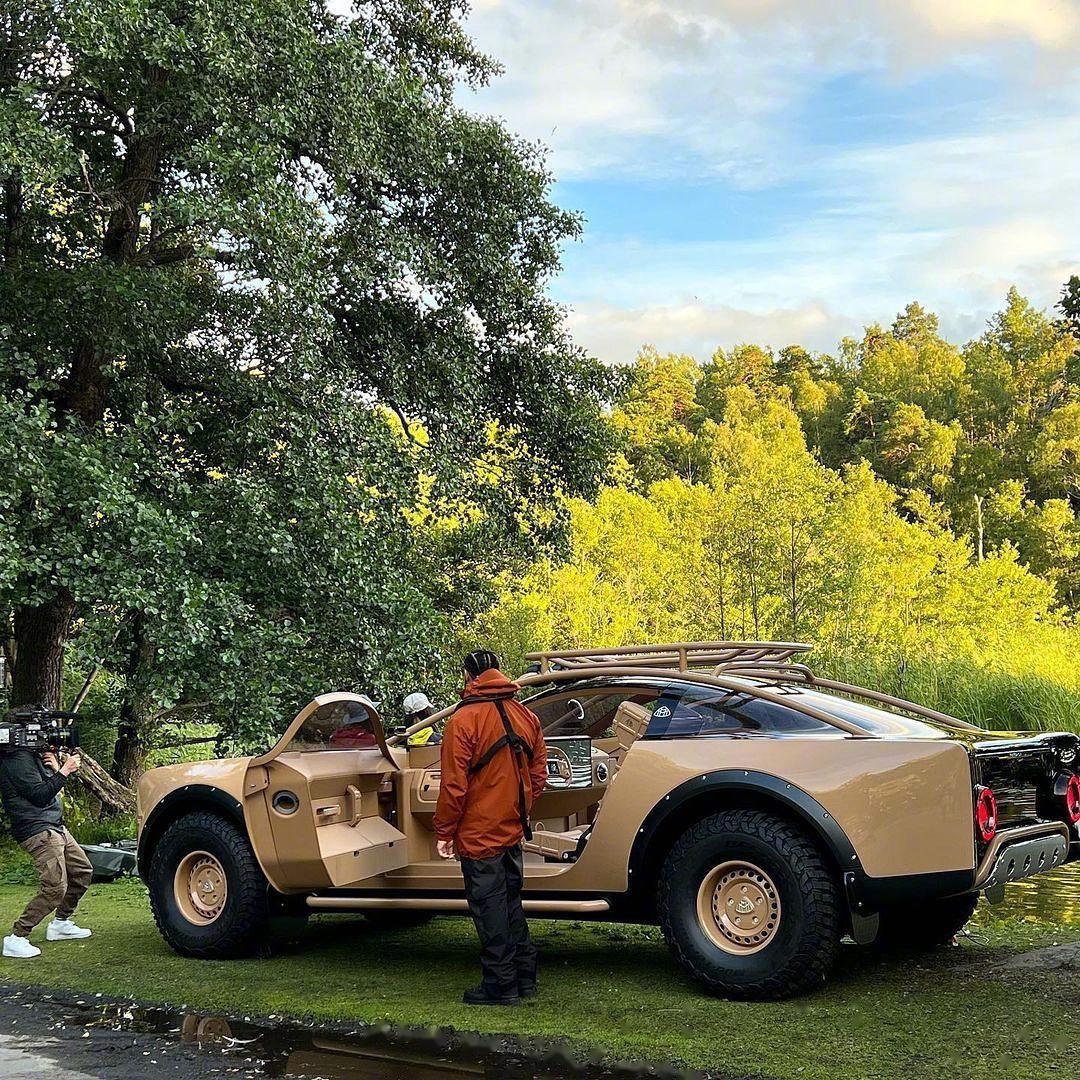 _ Drake 《Sticky》MV中，展示了 Virgil Abloh 设计的_Project MAYBACH社区_易车社区