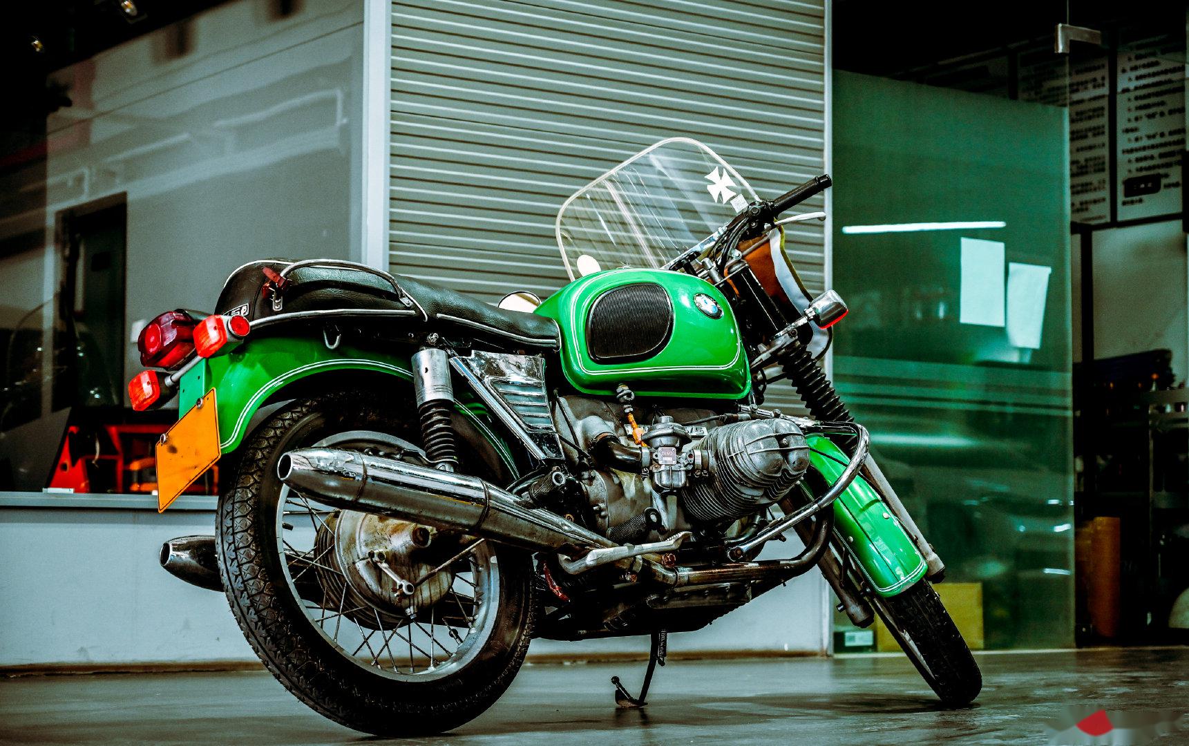 二战期间，德国成立了摩托部队，其中巴伐利亚发动机制造厂提供了一款746cc水平对_摩托车社区_易车社区