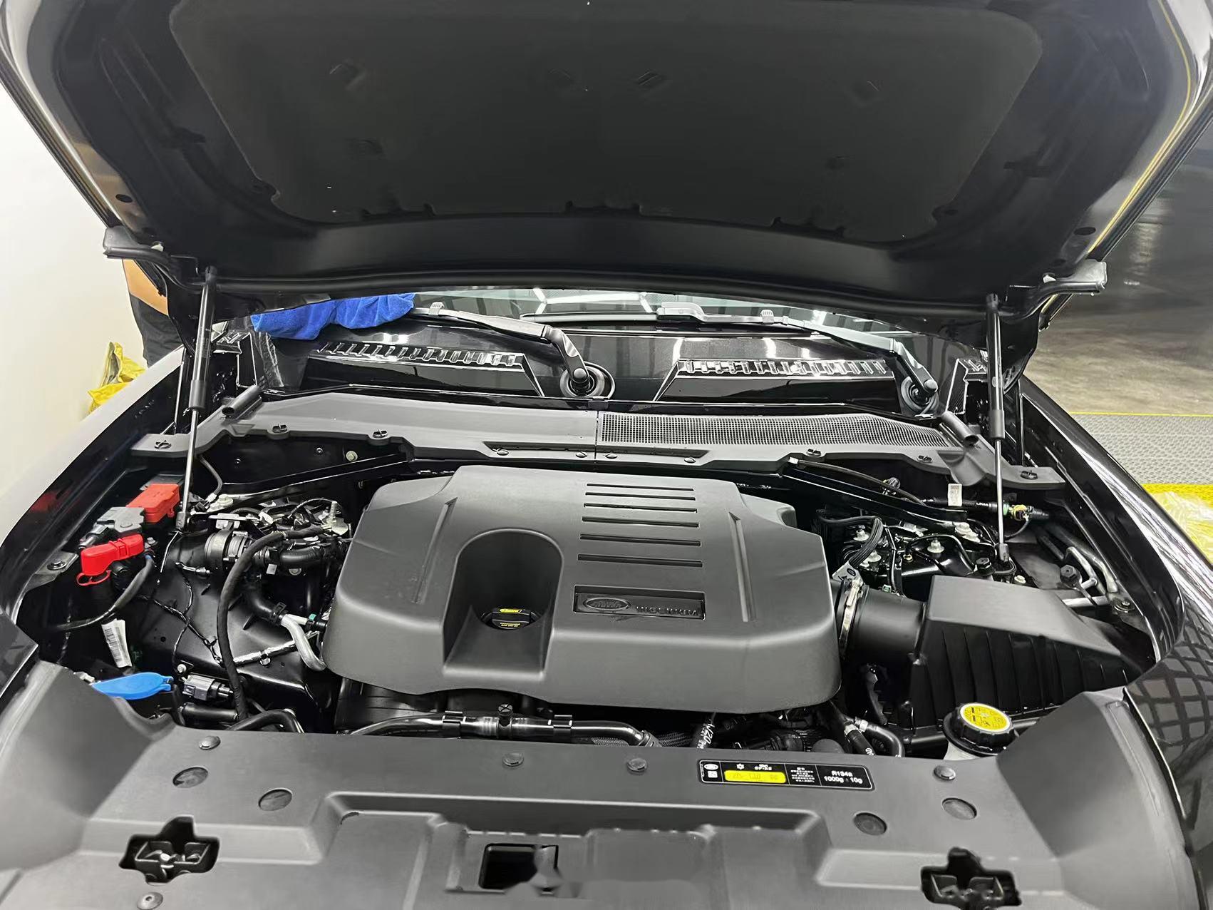 终于清关到店了，这是第一次见到你，未来一段时间的旅途就与你相伴了。这应该是北京最_路虎卫士社区_易车社区