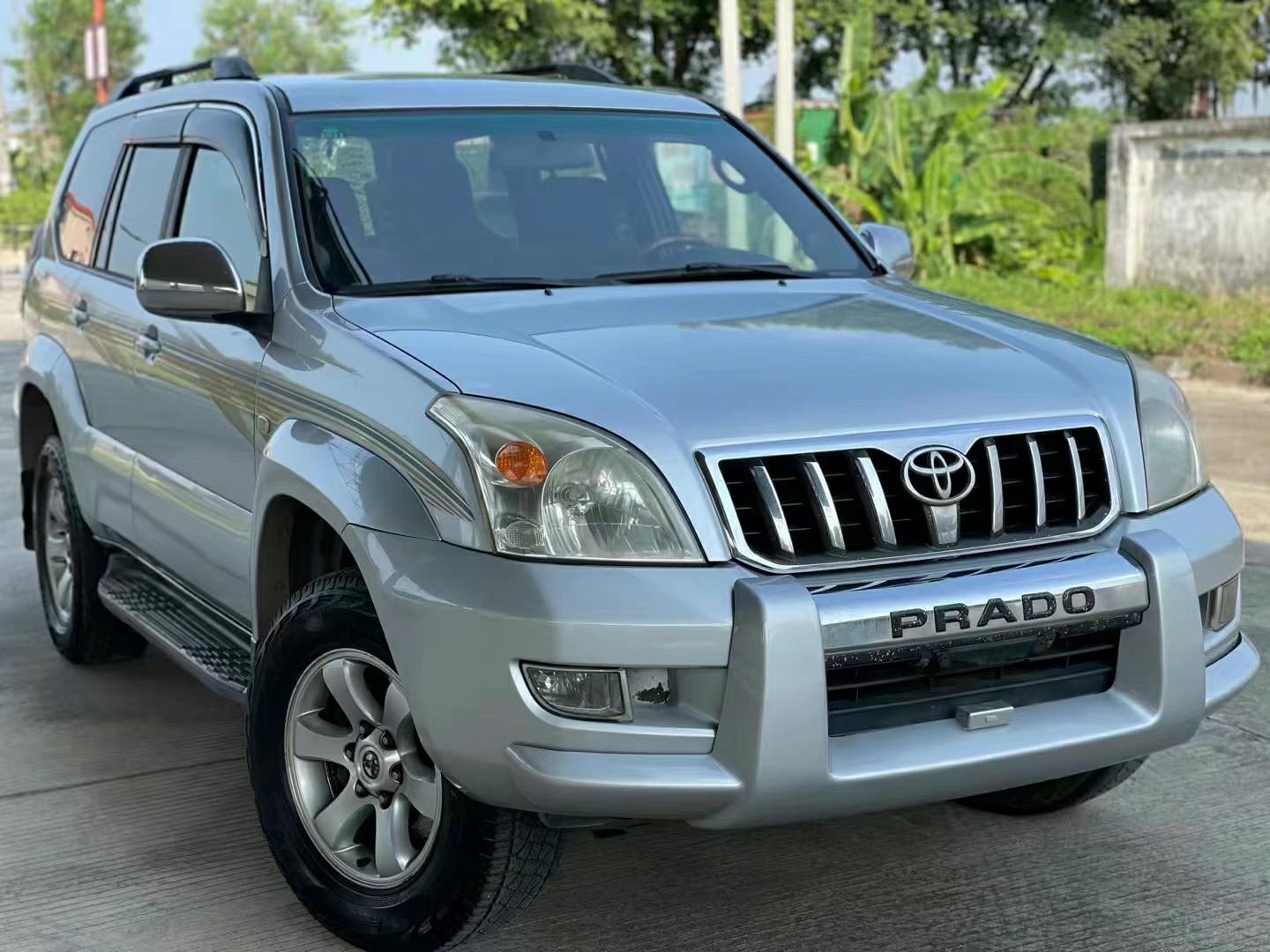 Lc120着内饰痴线的靓到爆，睡觉舒服#我与汽车的日常#_普拉多社区_易车社区