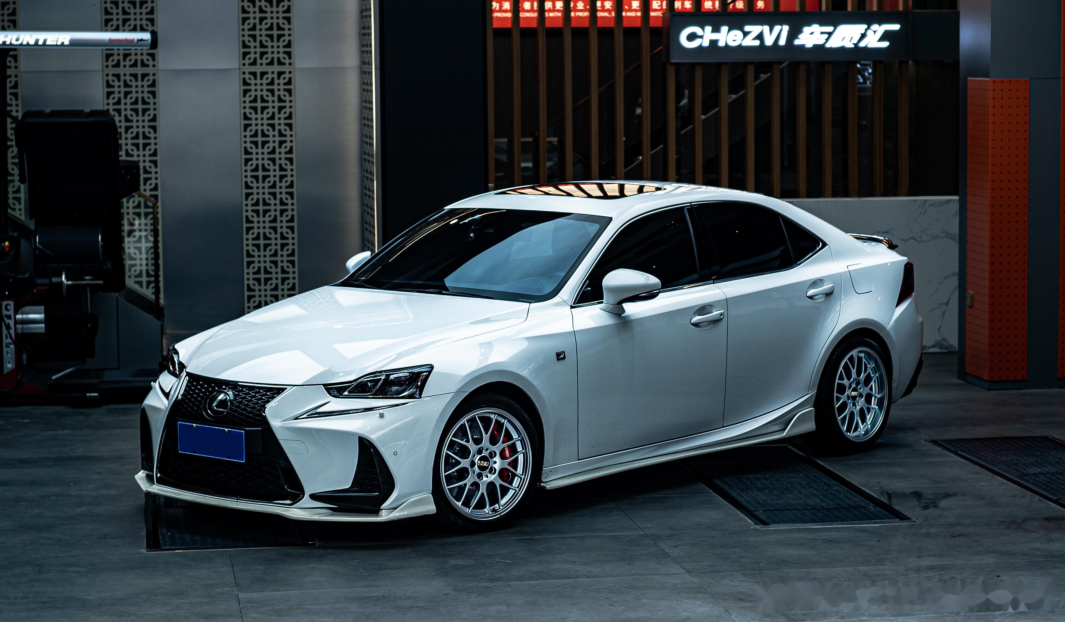 雷克萨斯IS300，中餐元素的日式精致料理！#inspeed#雷克萨斯#bbs轮_undefined_易车社区