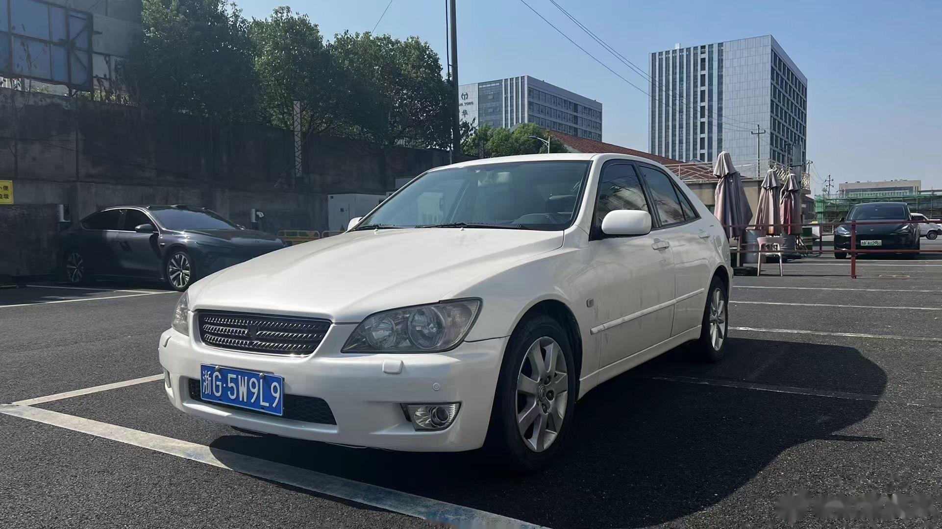 雷克萨斯 is200 咬地鲨，2002年上牌启用 直列六缸后驱、绝版经典好车系列_undefined_易车社区