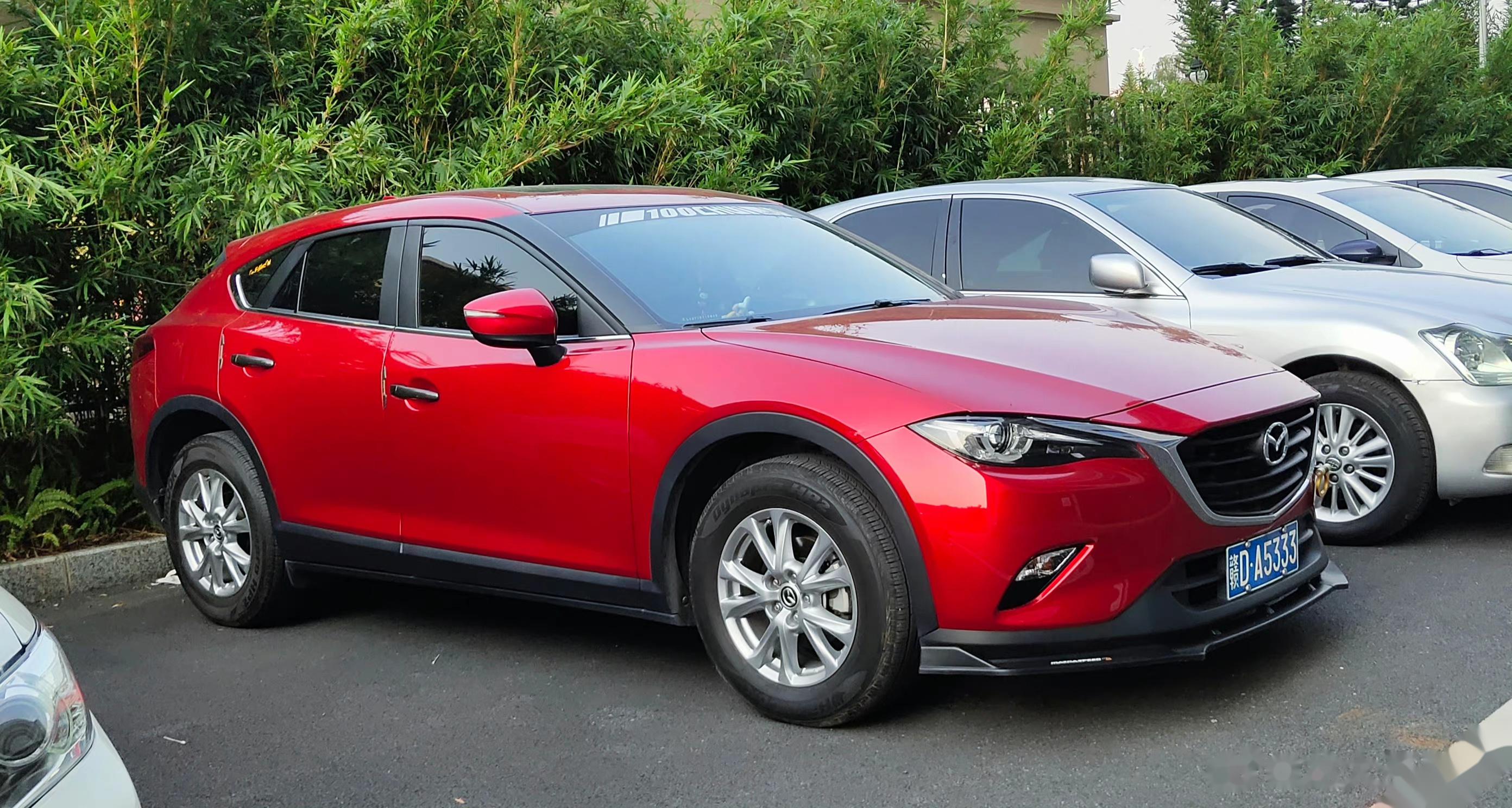 法拉利Purosangue！马拉利CX4？ 要说最大的区别就是价格了_Purosangue社区_易车社区