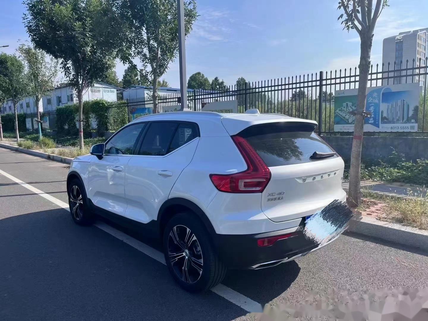 🛸沃尔沃XC40 2020款 T4 四驱智远豪华版，前叶子板剐蹭，小瑕疵修复完_沃尔沃XC40社区_易车社区