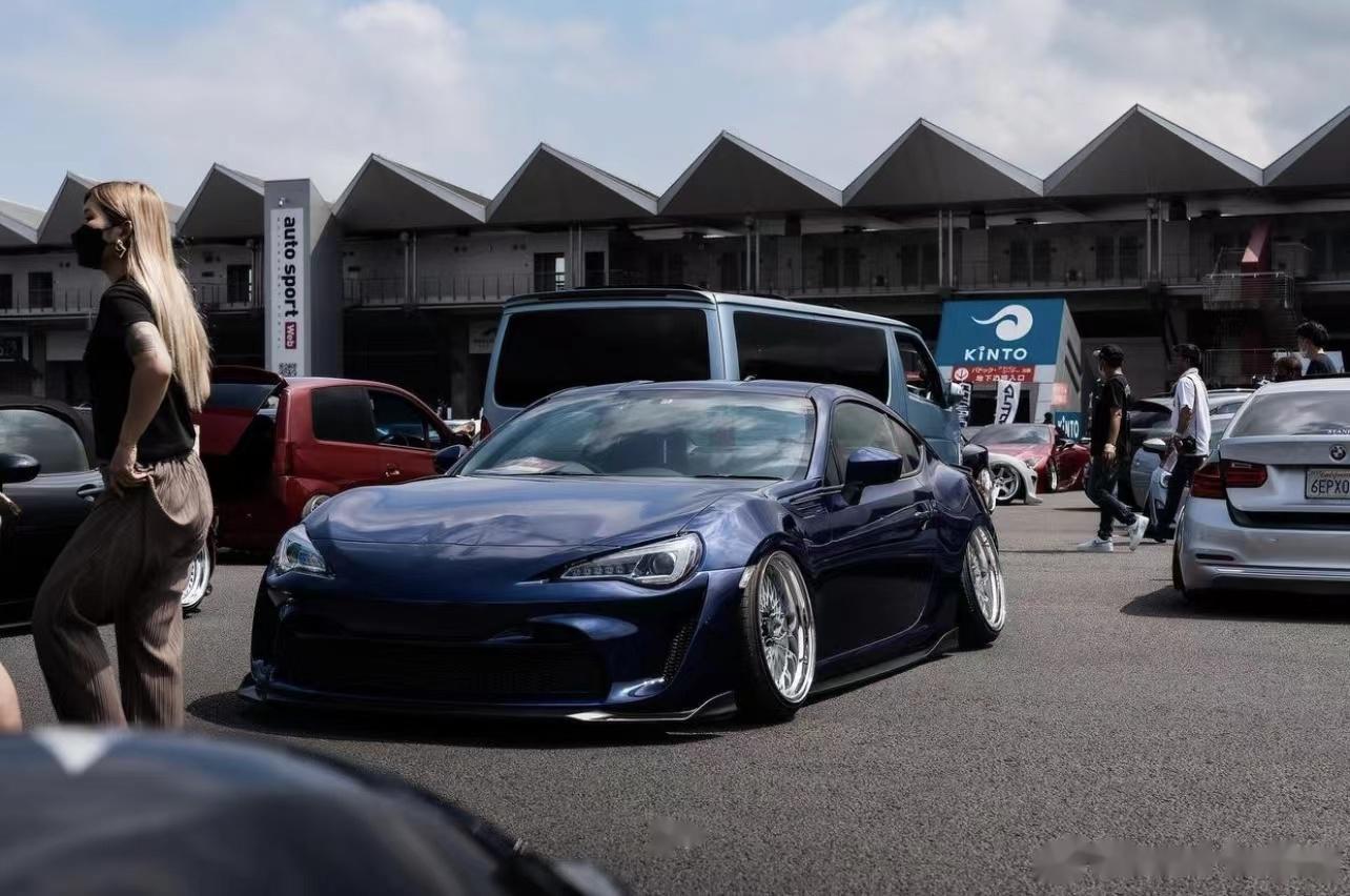 姿态组选手 Artisan窄体套件BRZ（ZC6） 参加A-MESSE JAPA_斯巴鲁BRZ社区_易车社区