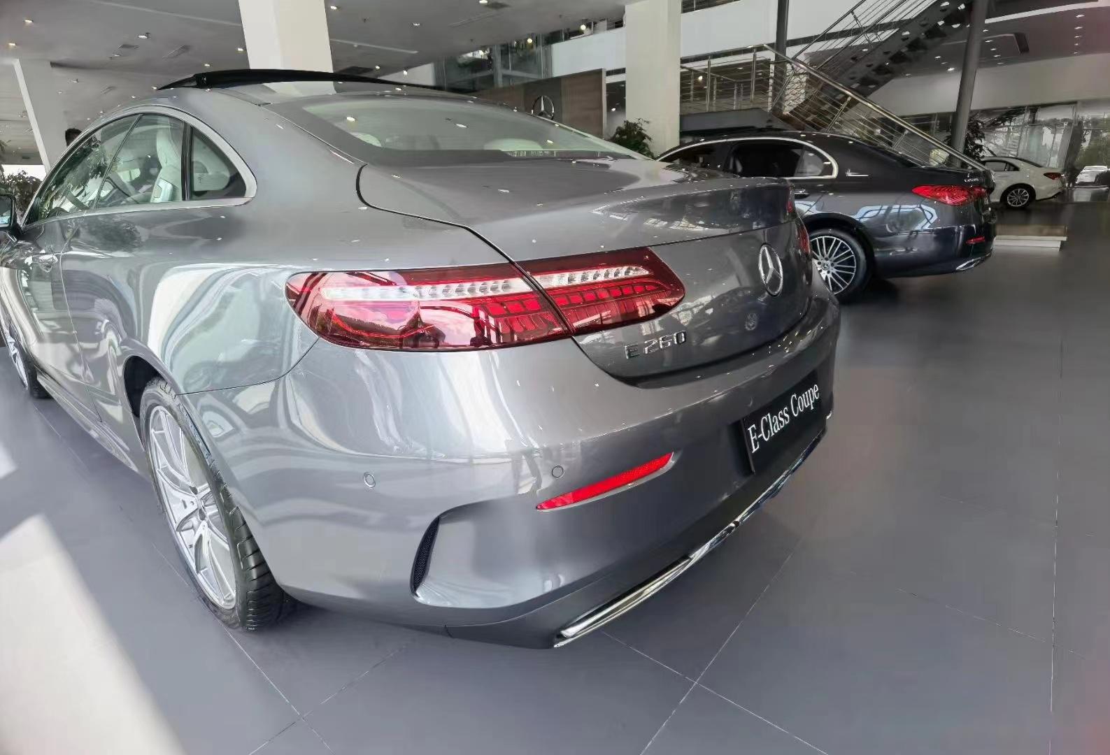 E260 coupe 月光石灰 游艇蓝玛奇朵米_奔驰E级社区_易车社区