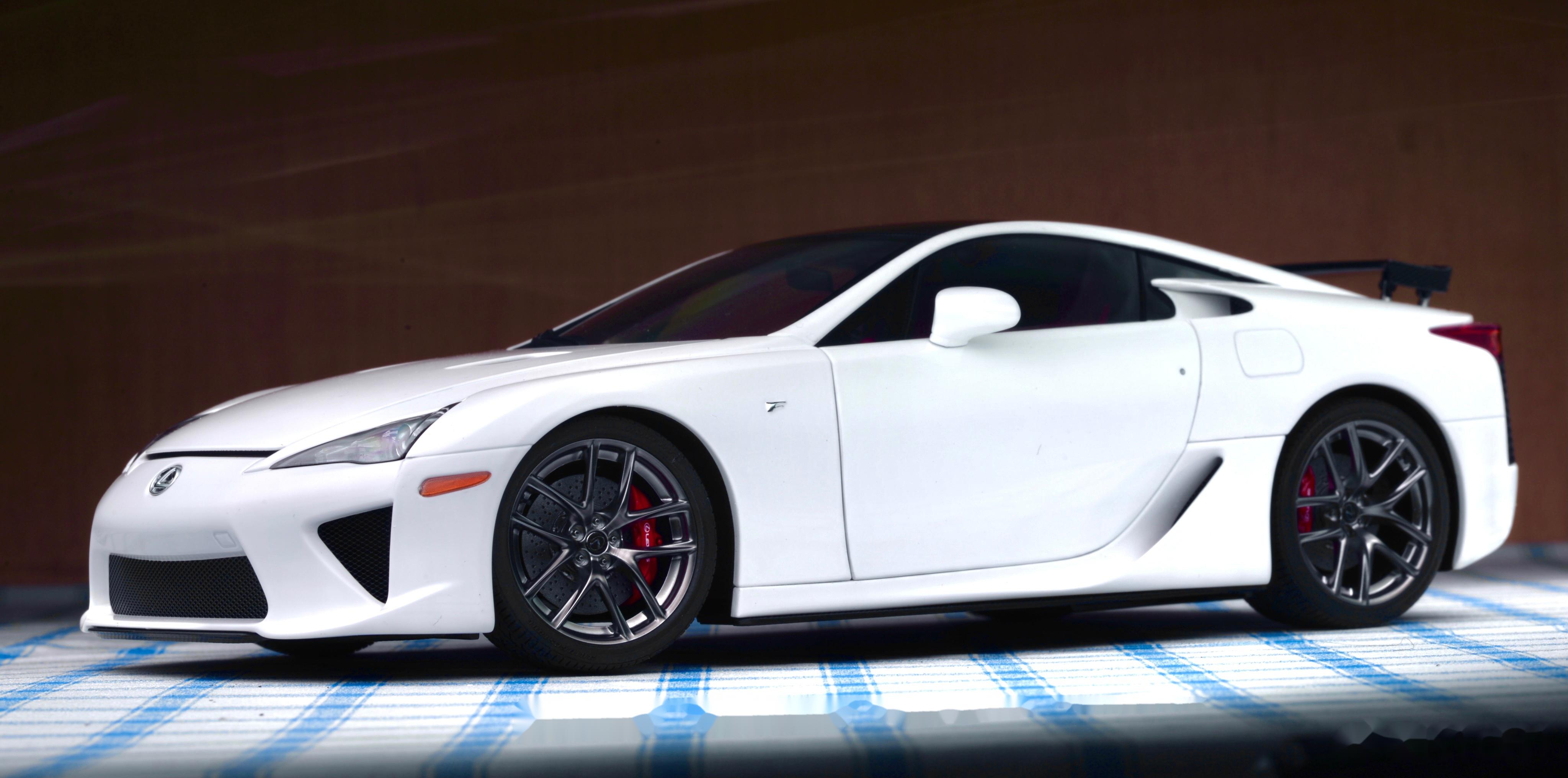 LFA 白色碳顶 #autoart#_雷克萨斯LFA社区_易车社区