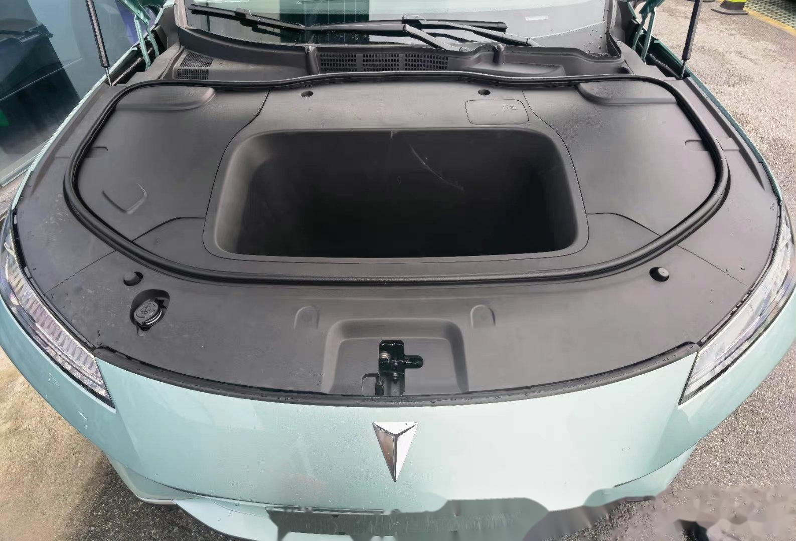 深蓝SL03跑了几十公里。 ①底悬动态质感，尤其是前面地板，比UNI-V明显要更_深蓝SL03社区_易车社区