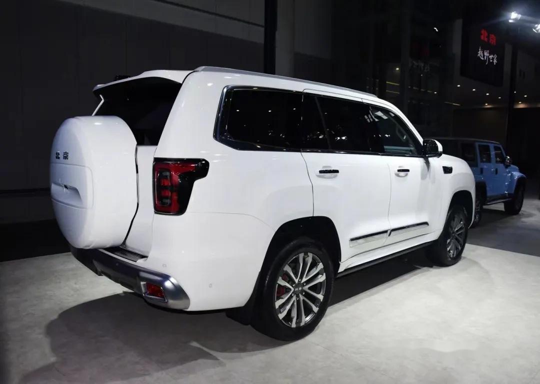 11月22日，北京越野品牌旗下全新中大型SUV“北京BJ60”正式上市，新车共推_北京BJ60社区_易车社区