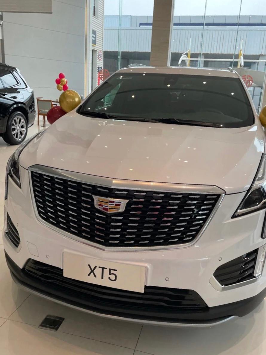 人生第一辆车，凯迪拉克XT5，两驱豪华，青岛宏发4s店，提车幸福满满… _凯迪拉克XT5社区_易车社区