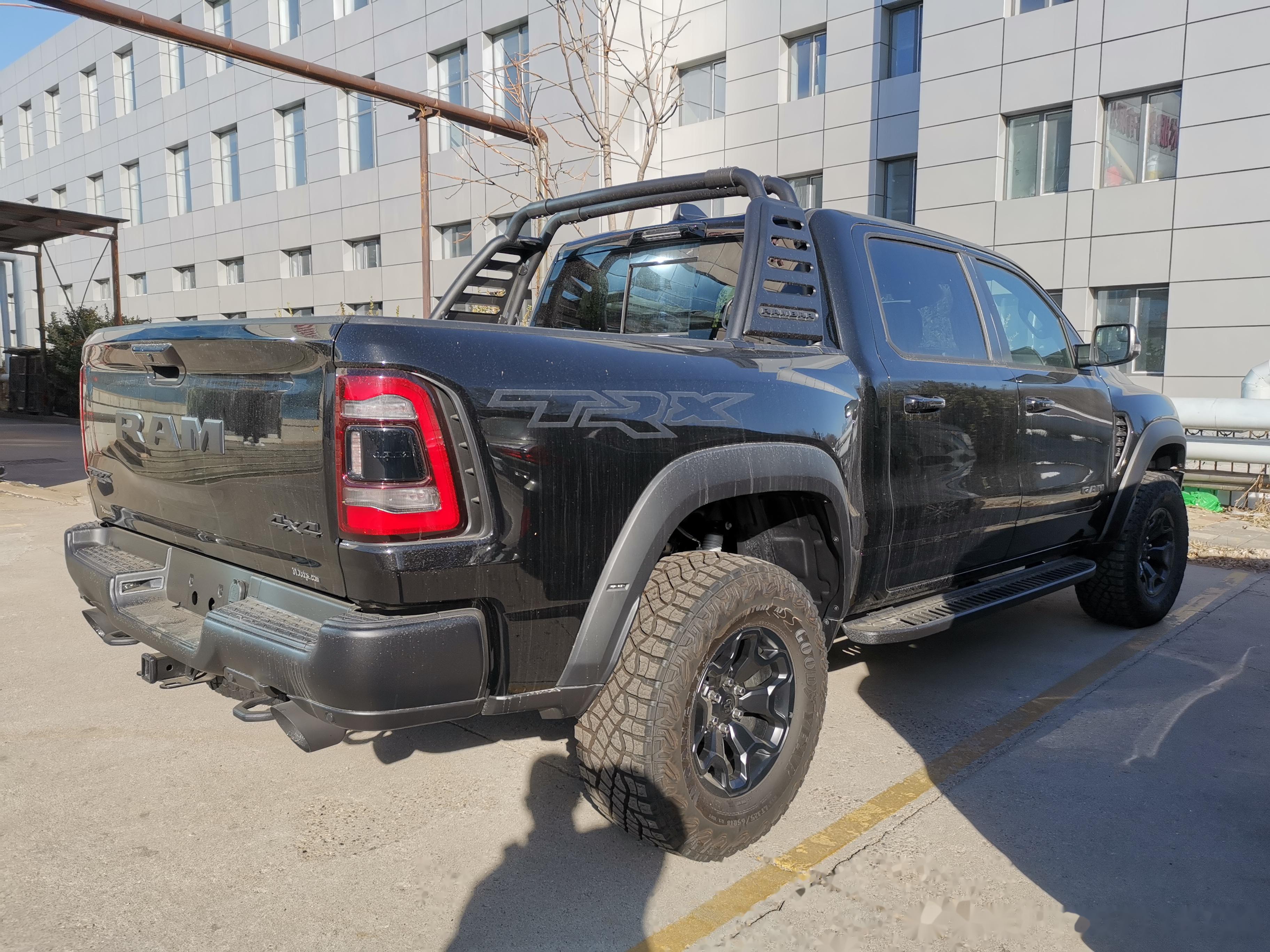 道奇霸王龙二级包 到港拆箱 _undefined_易车社区