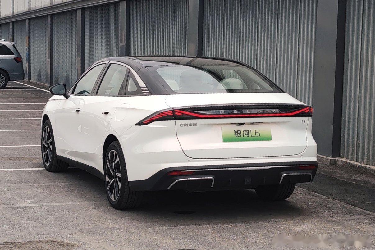 银河L6无伪装实拍 上海_银河L6社区_易车社区