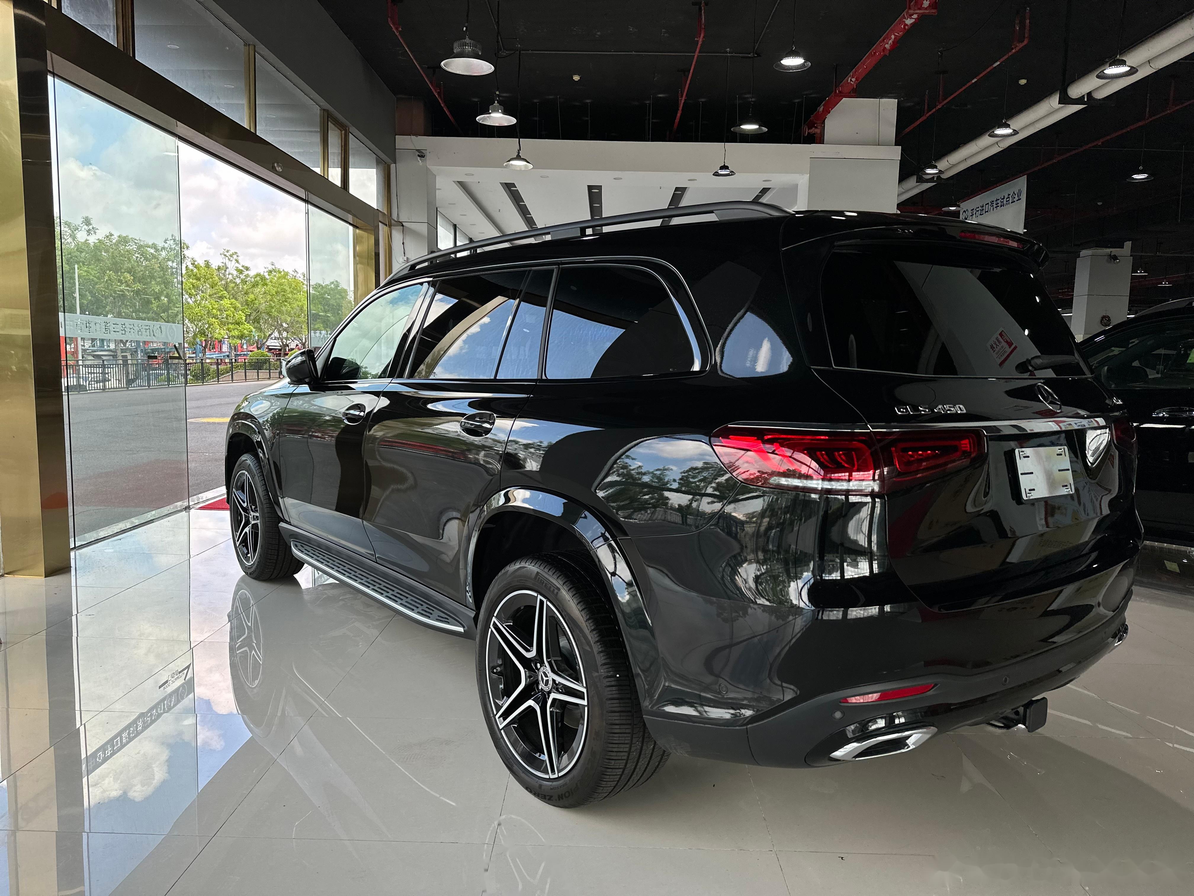 展厅现车 将近满配 23款美版gls450_奔驰GLS社区_易车社区