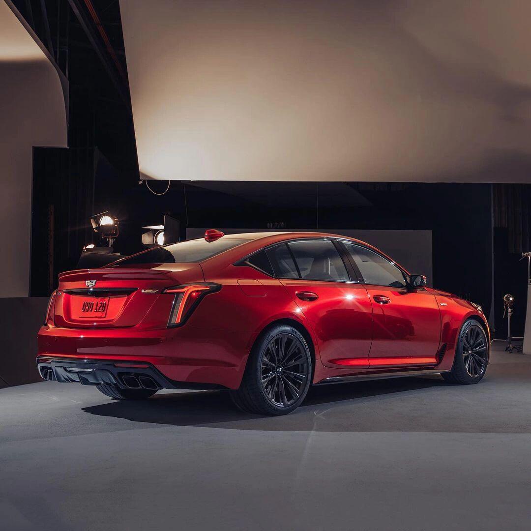 CT5黑翼 液态龙血红真的绝美_汽车杂谈社区_易车社区