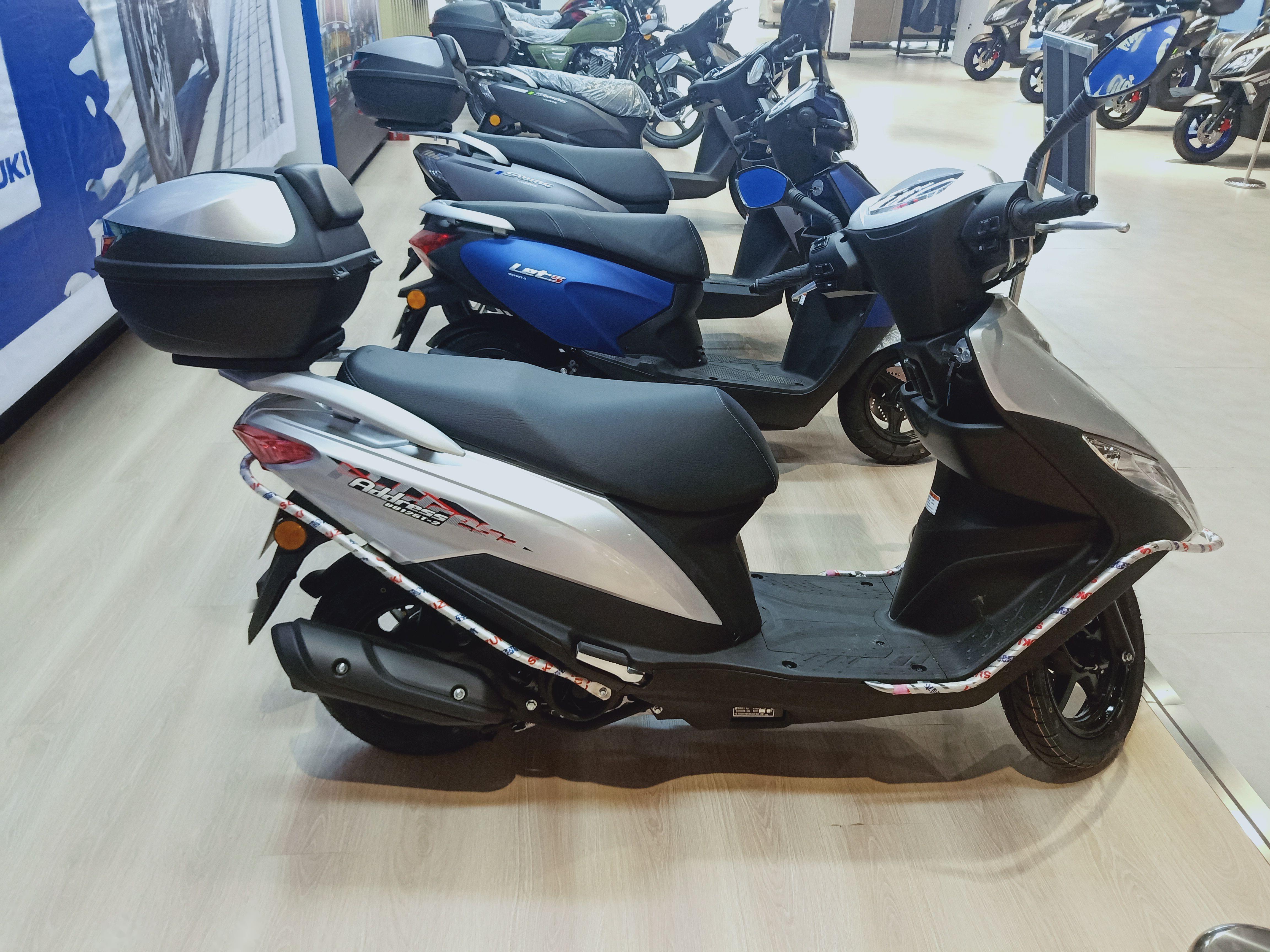 毋庸置疑，济南铃木UU125是一款极其实用的踏板摩托车,又便宜又耐用，说它是神车_汽车杂谈社区_易车社区