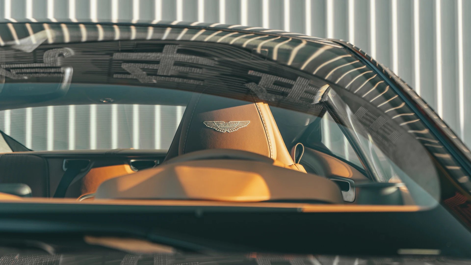 21年阿斯顿马丁DB11 精品车况 高配置 经典优雅配色 骑士灰外观 牛津棕内_有钱人的社区_易车社区