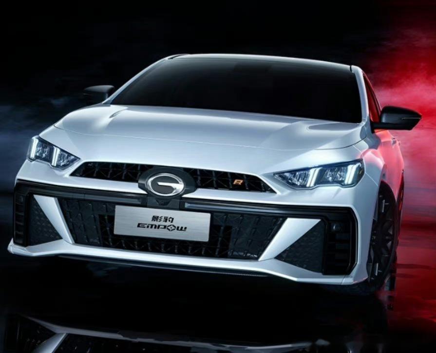 影豹R搭载了2.0T发动机，265马力，400牛米，配上8AT变速箱，Race模_影豹社区_易车社区