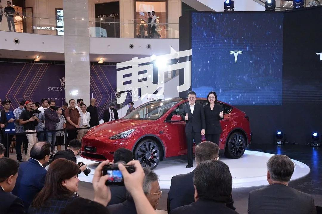【Model Y首亮相！最低从19万9000起跳 2024年初可交车予大马车主】_Model Y社区_易车社区