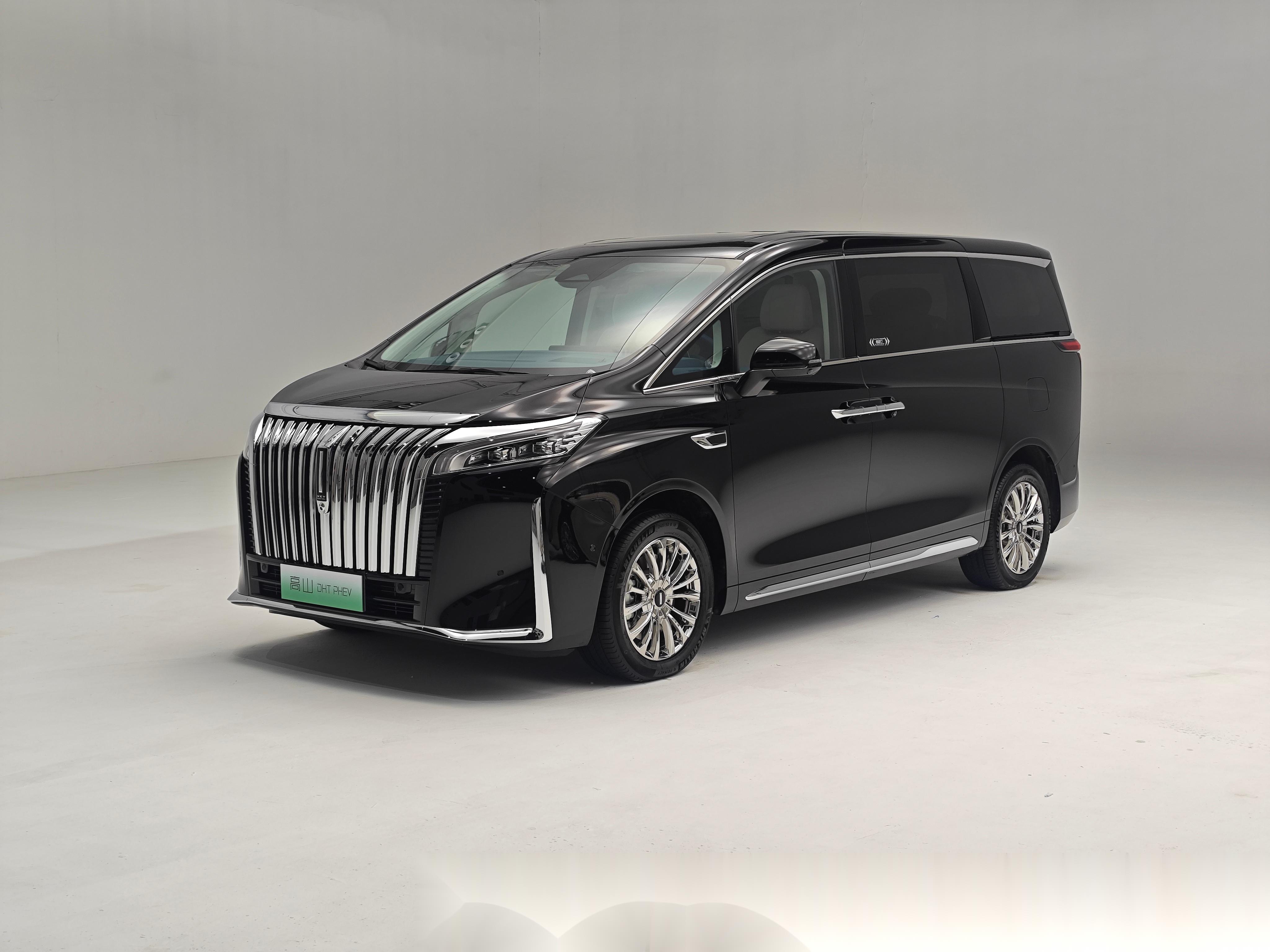 今天看了WEY高山，我觉得是“30万级最家用最具性价比的MPV”，车内体验目前还_高山 DHT PHEV社区_易车社区