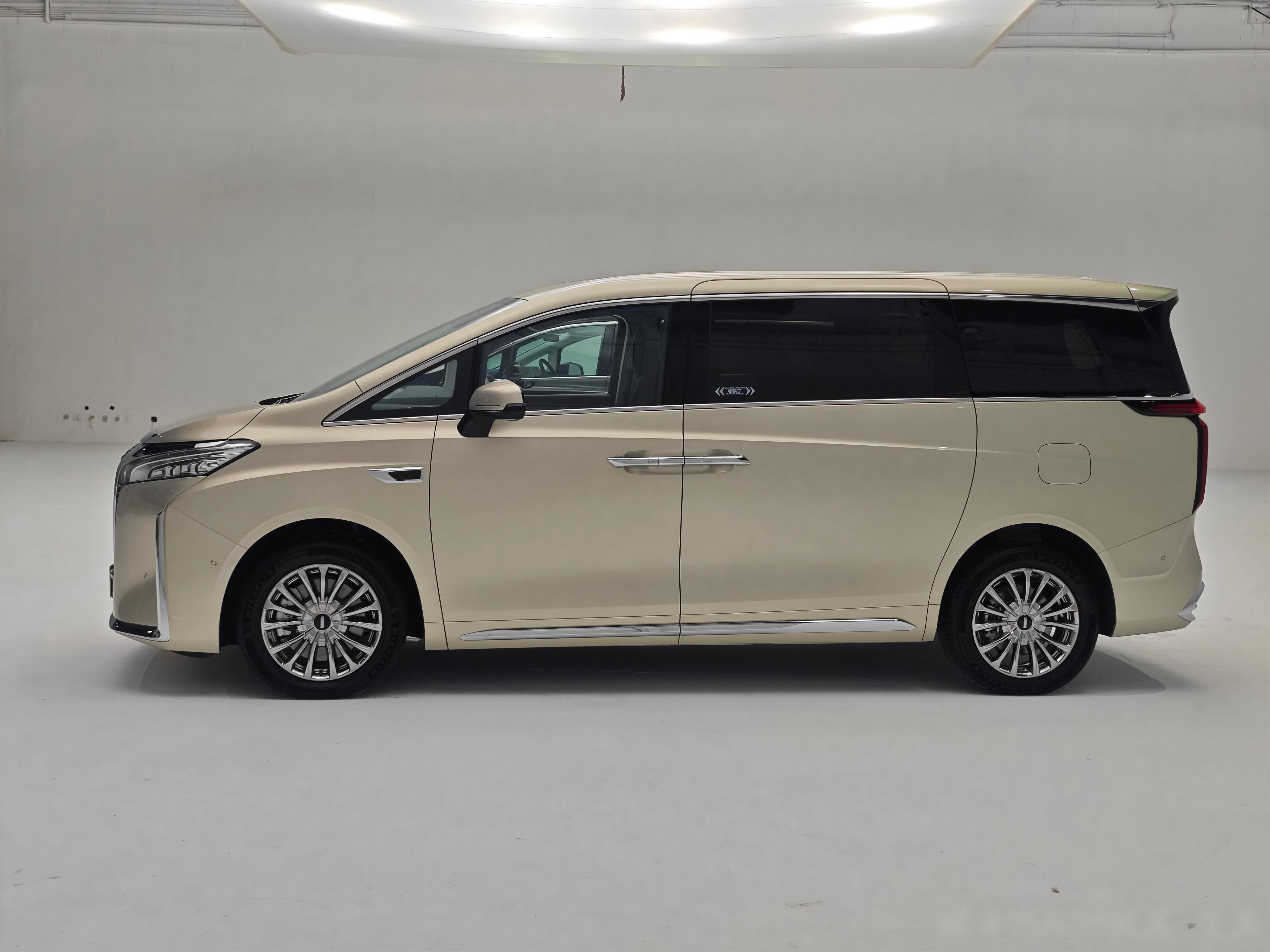 今天看了WEY高山，我觉得是“30万级最家用最具性价比的MPV”，车内体验目前还_高山 DHT PHEV社区_易车社区