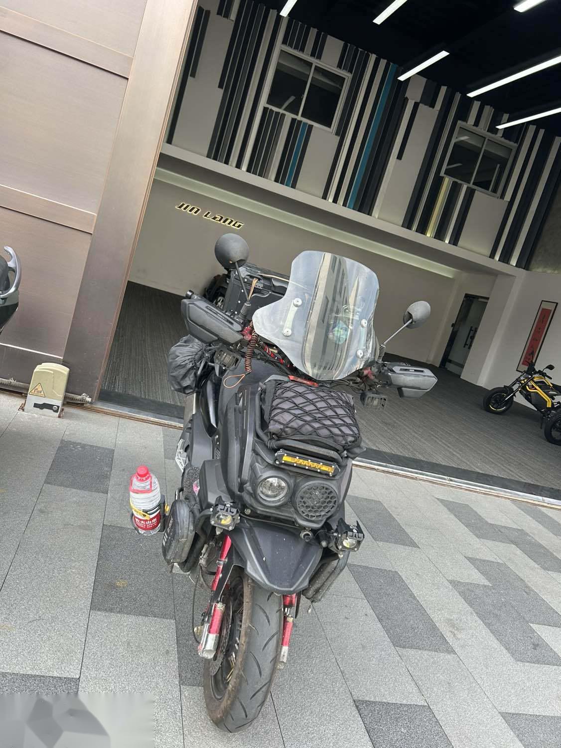 金功nvx水冷180出来了 2023.8 金功NVX180 金功 踏板 国产 台_汽车杂谈社区_易车社区