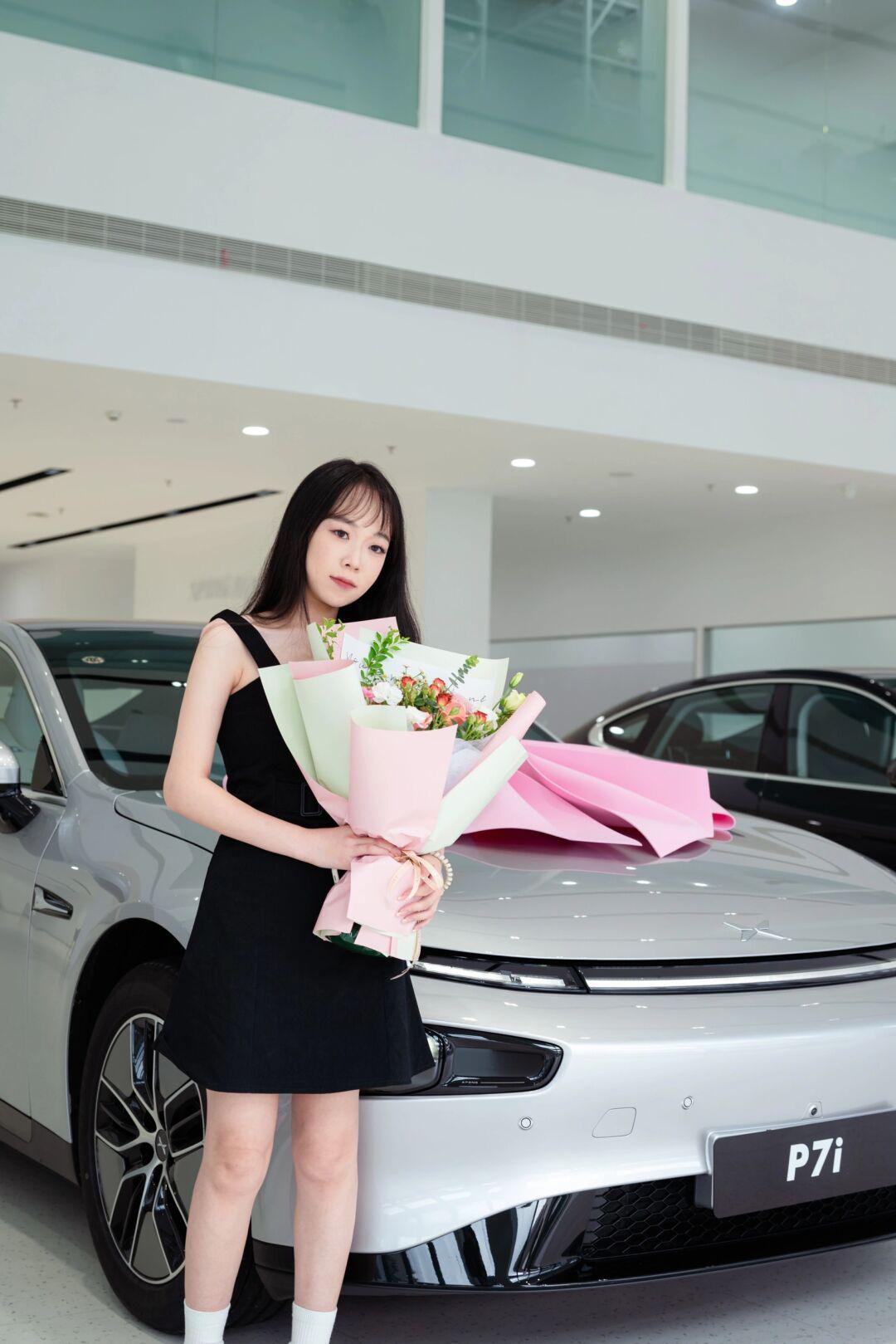 今天试驾了最新款小鹏P7i 702MAX，主要体验了无高精地图城市道路LCC，仪_小鹏P7社区_易车社区