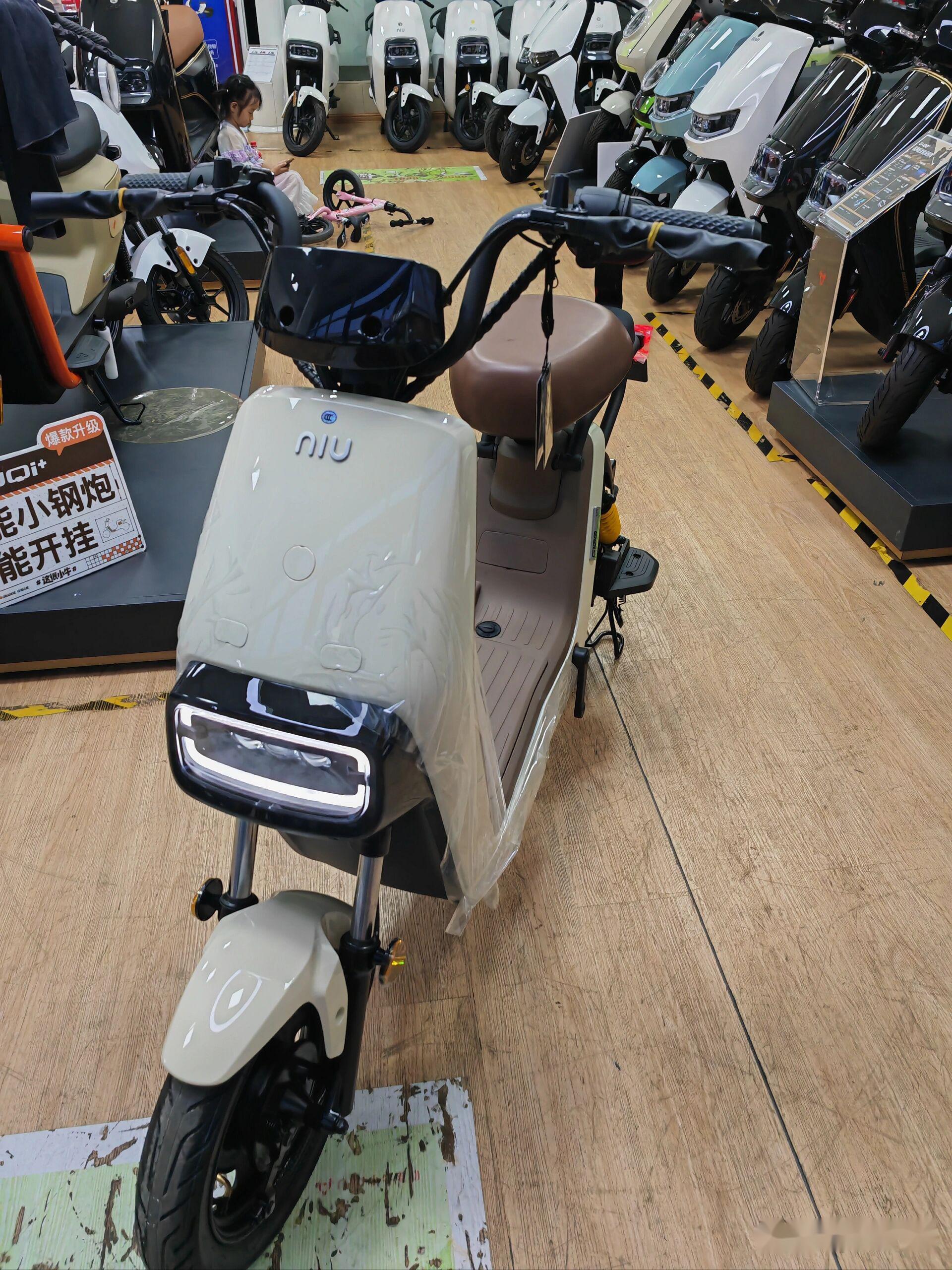 千呼万唤的小牛f100 g100测评 我等了一个多月 终于是到车了 正好一网打尽_汽车杂谈社区_易车社区