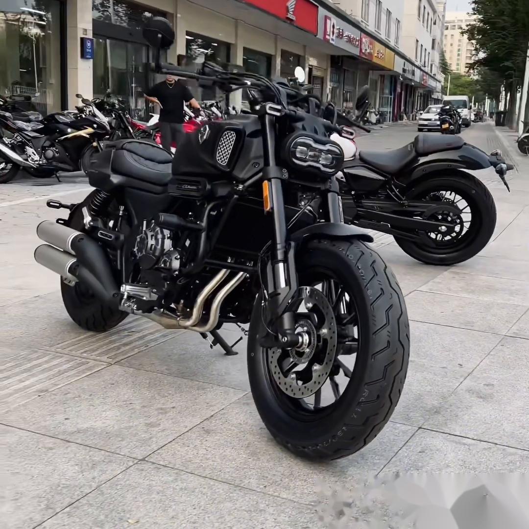 如何选择春风CLC450和无极CU525？这两款复古巡航车是当前最热门的车型之一_汽车杂谈社区_易车社区