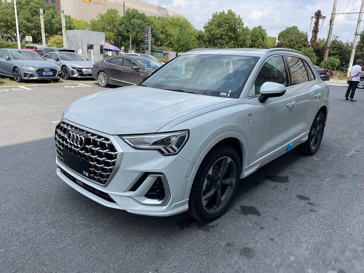 24款奥迪Q3时尚动感型提车、全新EA211evo系列1.5T发动机、更大的马力_奥迪Q3社区_易车社区