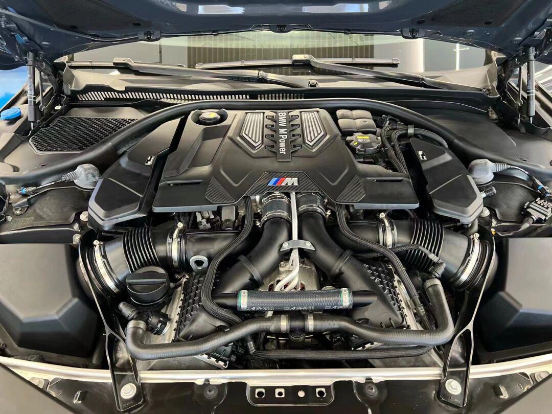 不是Roma买不起 而是马王 M8更有性价比_宝马M8社区_易车社区