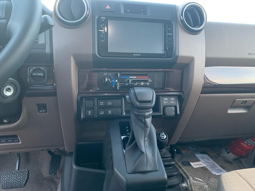 【实拍】2024款丰田LC71 4.0 自动挡_汽车杂谈社区_易车社区