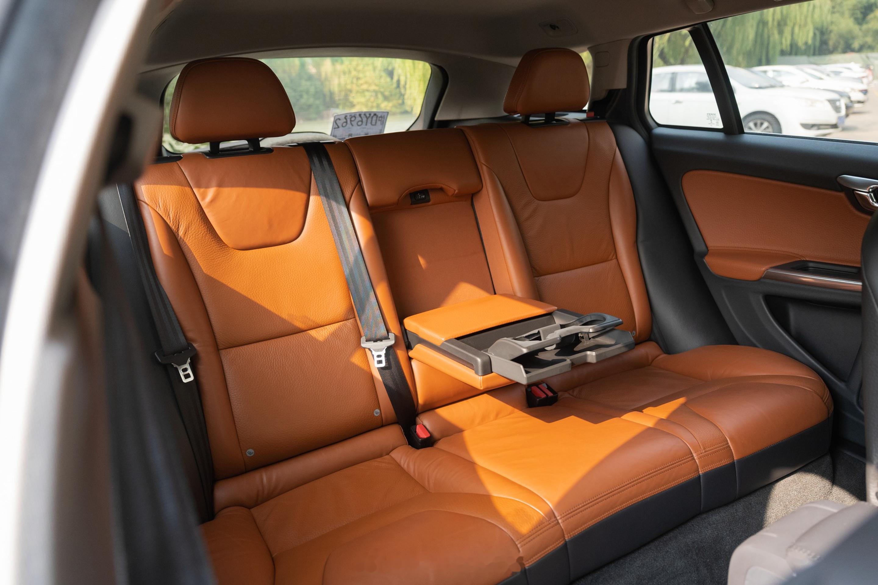 高性价比之家用车的参考车型——二手沃尔沃V60_沃尔沃V60社区_易车社区