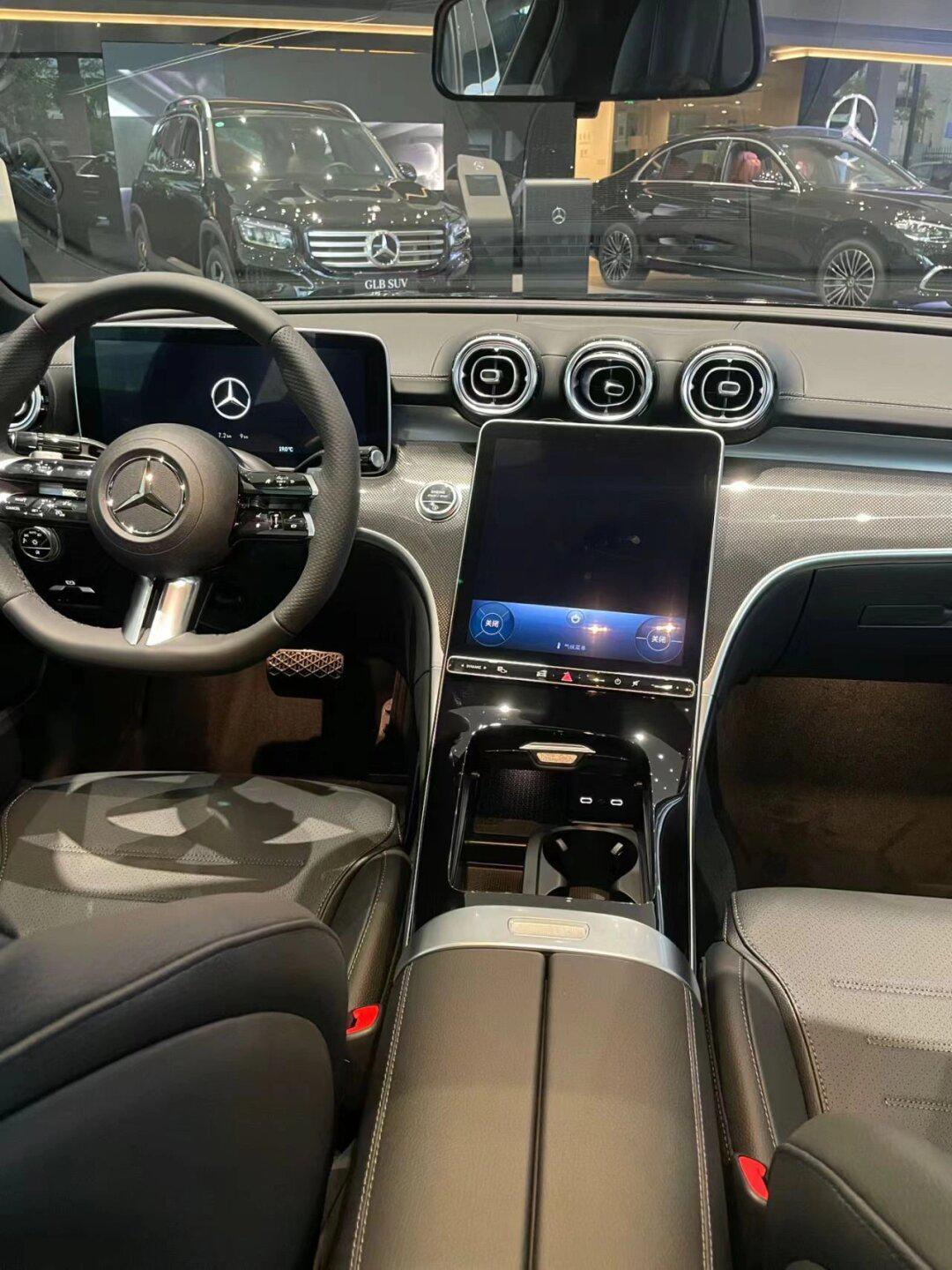 决赛圈：奔驰C260L和奥迪A5选哪个？_奔驰C级社区_易车社区