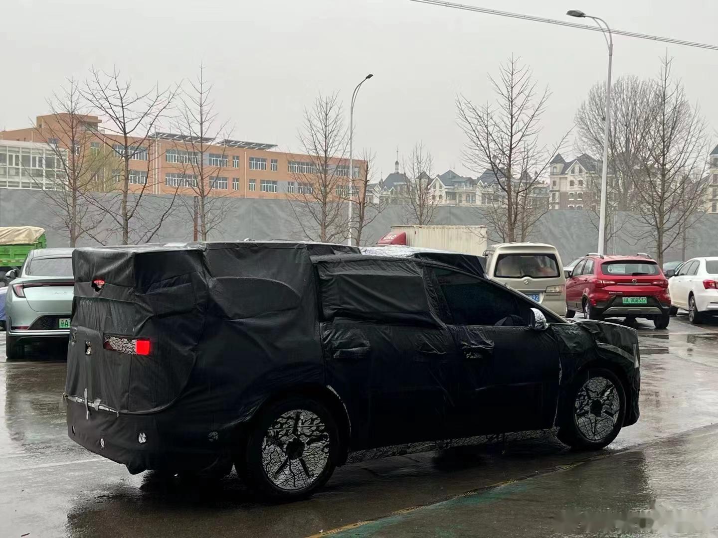 理想 MEGA ️理想 L6 之后， 应该是理想 M9 (W02)项目， 大概率_理想L6社区_易车社区