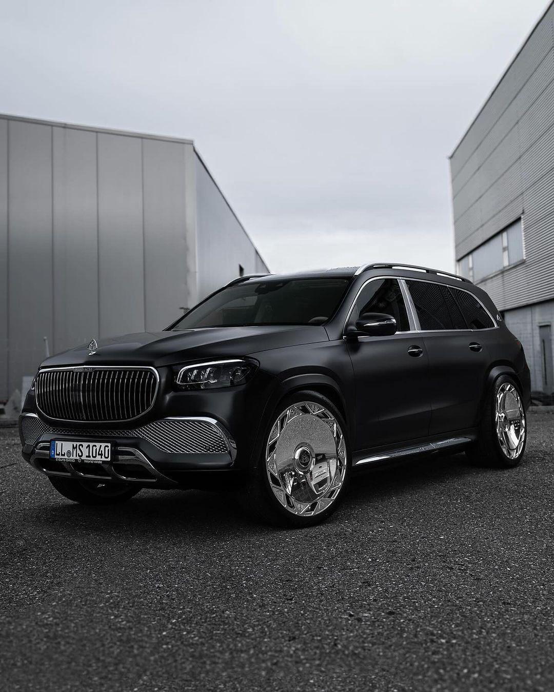 奔驰suv迈巴赫gls600,奔驰迈巴赫gls680报价(第2页)_文秘苑图库