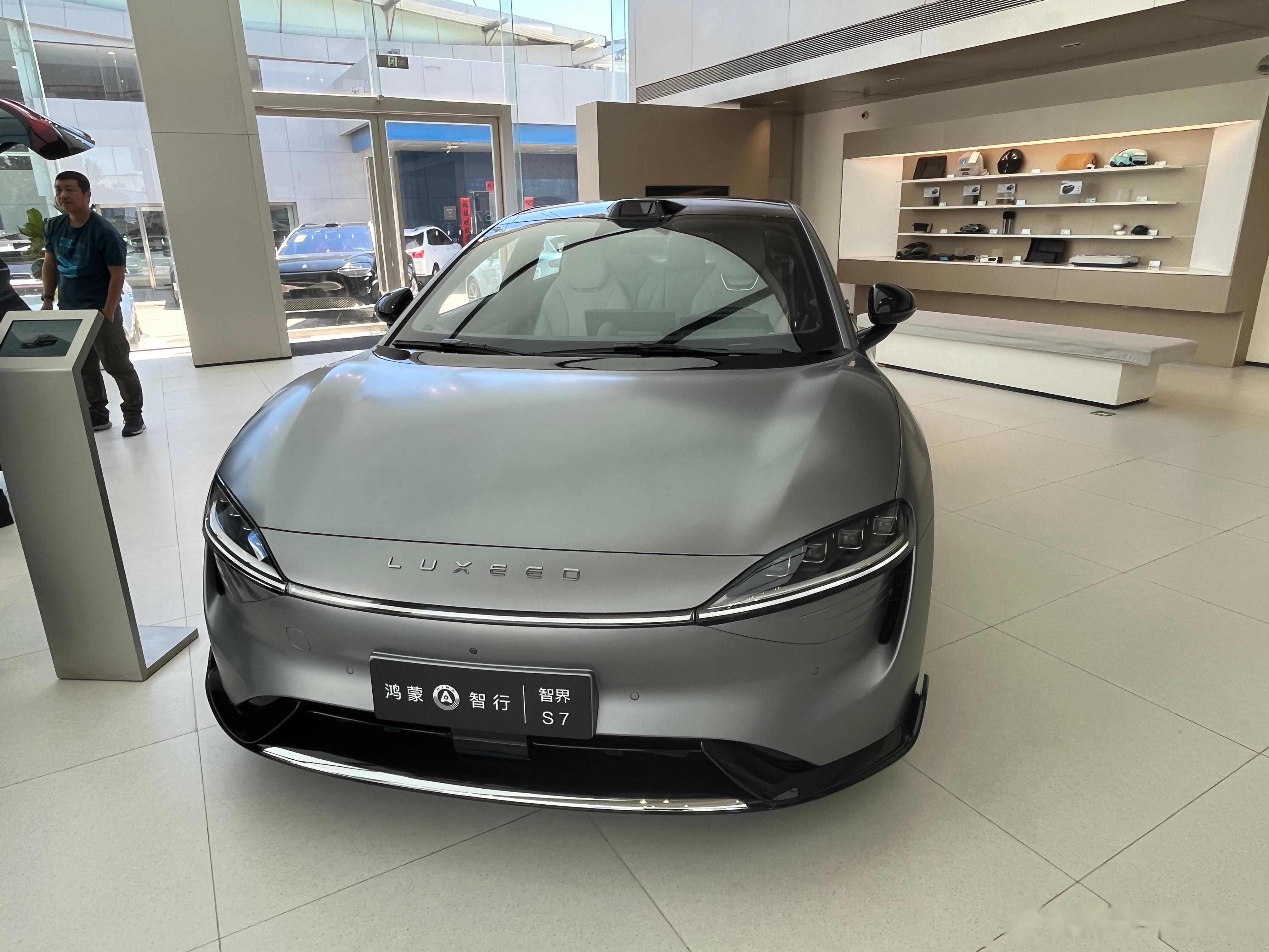 今天又把新款问界M5和智界S7的城区NCA在北京市区好好试了一波，我总结几点感受_问界M5社区_易车社区