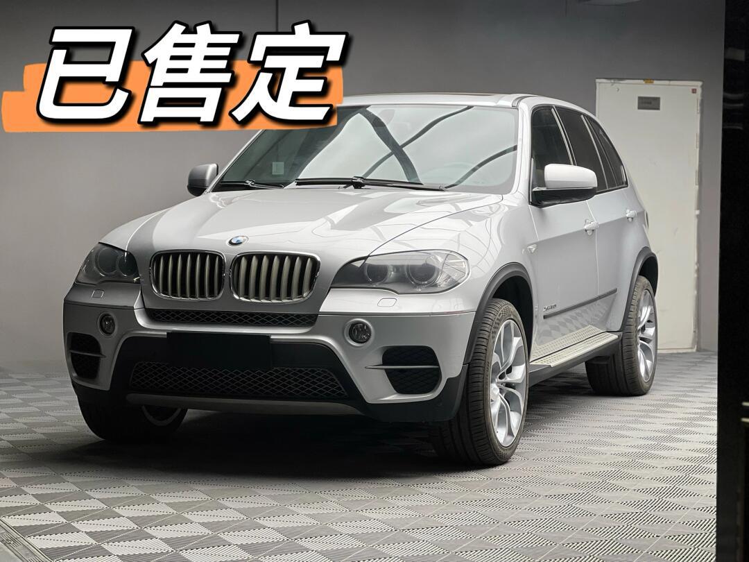 顶配版宝马x5 4.4T双涡轮增压 407匹马力_宝马X5社区_易车社区