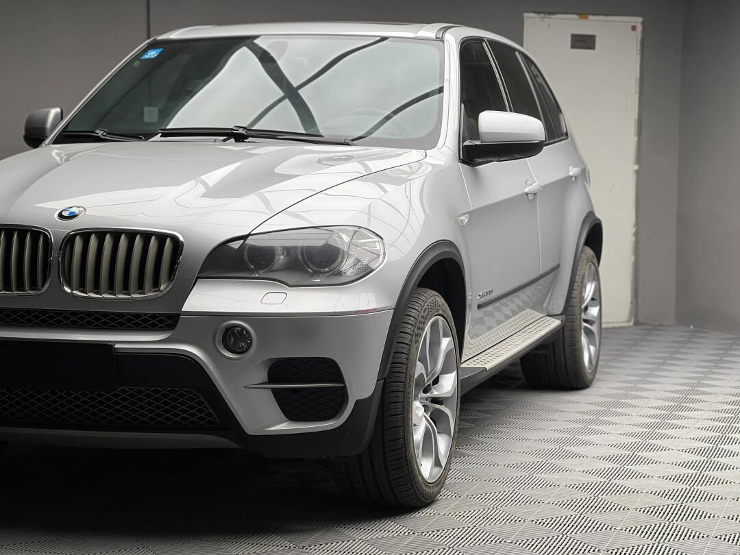 顶配版宝马x5 4.4T双涡轮增压 407匹马力_宝马X5社区_易车社区