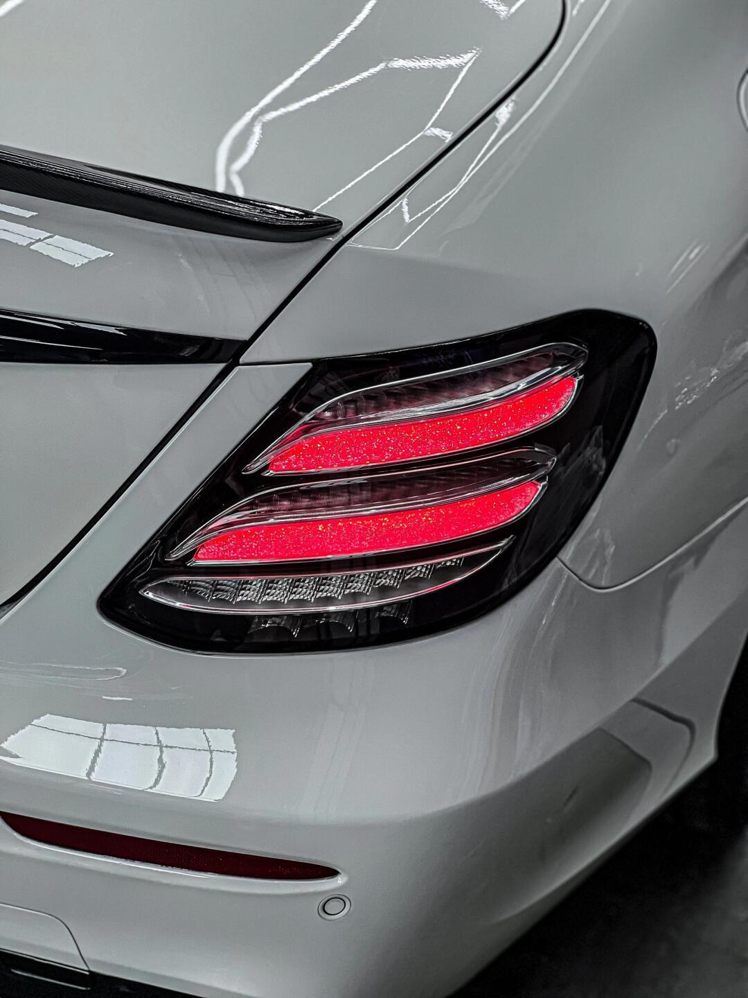 奔驰e260尾灯,2021奔驰e260(第3页)_大山谷图库