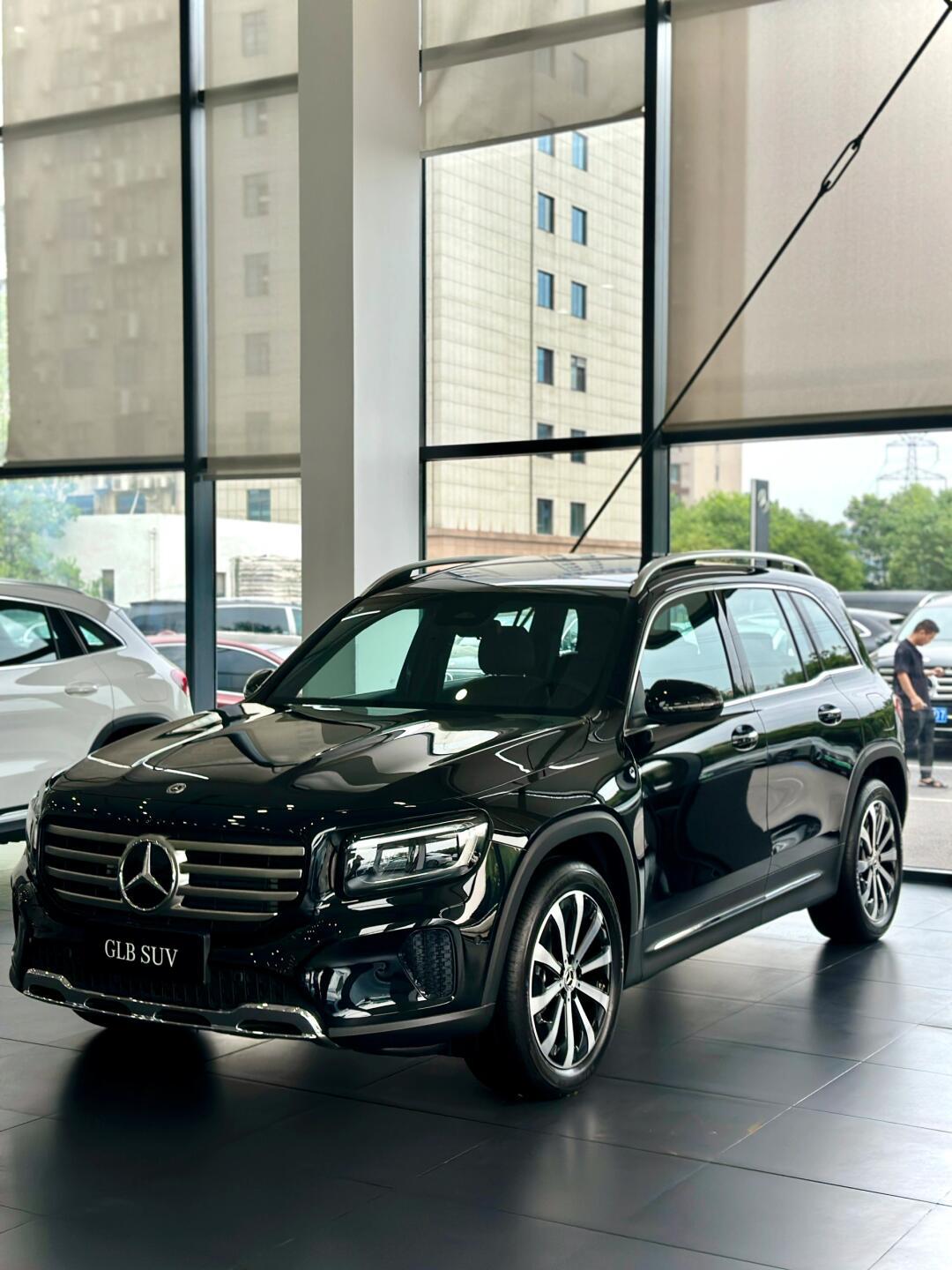 奔驰GLB 220｜预算20W+家用首选SUV🚗🚗_奔驰GLB社区_易车社区