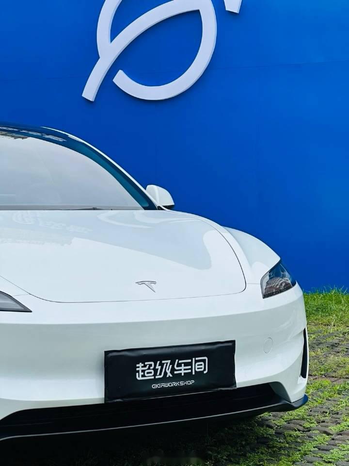 特斯拉焕新Model3P，真的太帅了！成都的小伙伴可以约起啦_Model 3社区_易车社区