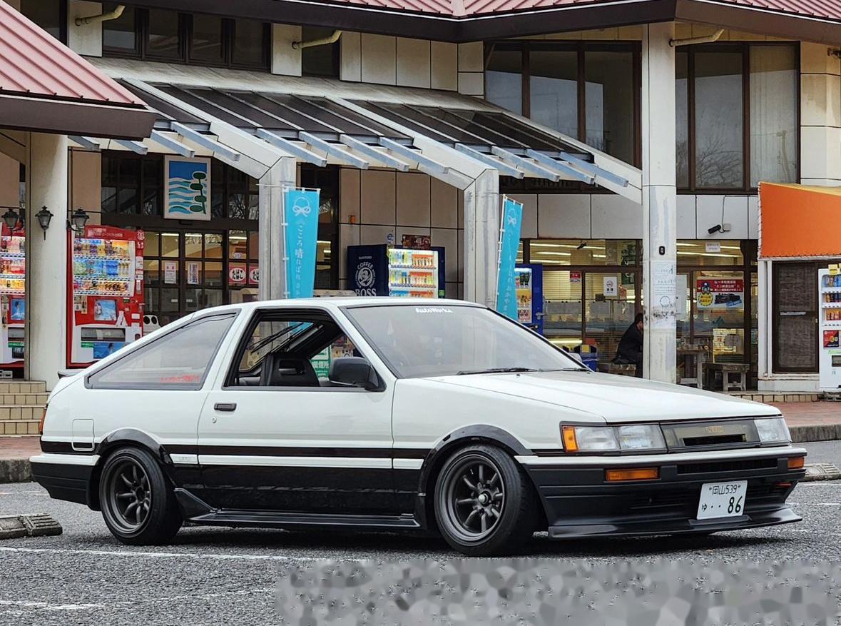 后驱卡罗拉～TOYOTA（丰田/豐田）COROLLA LEVIN AE86！主页_卡罗拉社区_易车社区