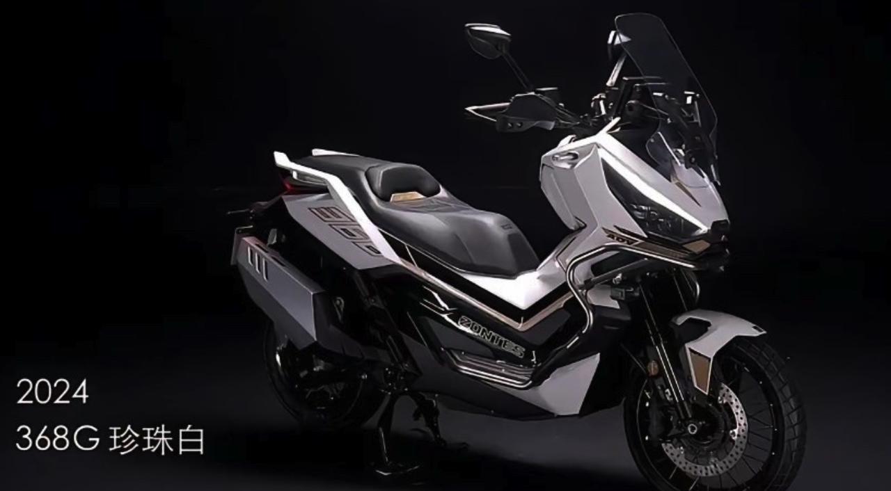 升仕368G 是一款跨界踏板ADV车型，售价33800元，于2024年7月上市。_有钱人的社区_易车社区