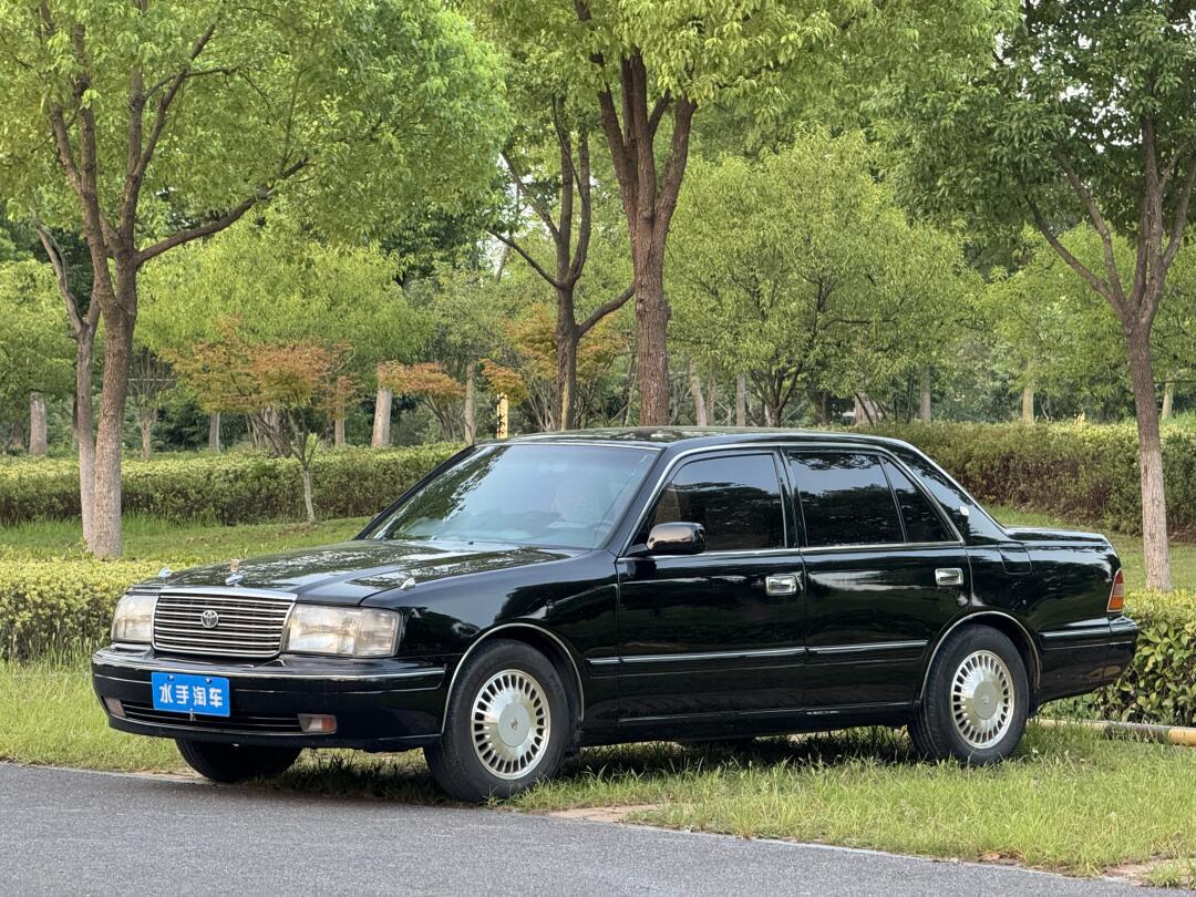 我买了台27岁的10代丰田皇冠155_皇冠社区_易车社区
