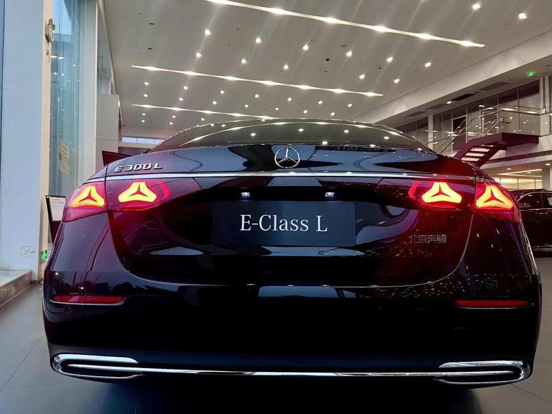 奔驰E300L和奥迪A6L如何取舍?销售来告诉你_奥迪A6L社区_易车社区